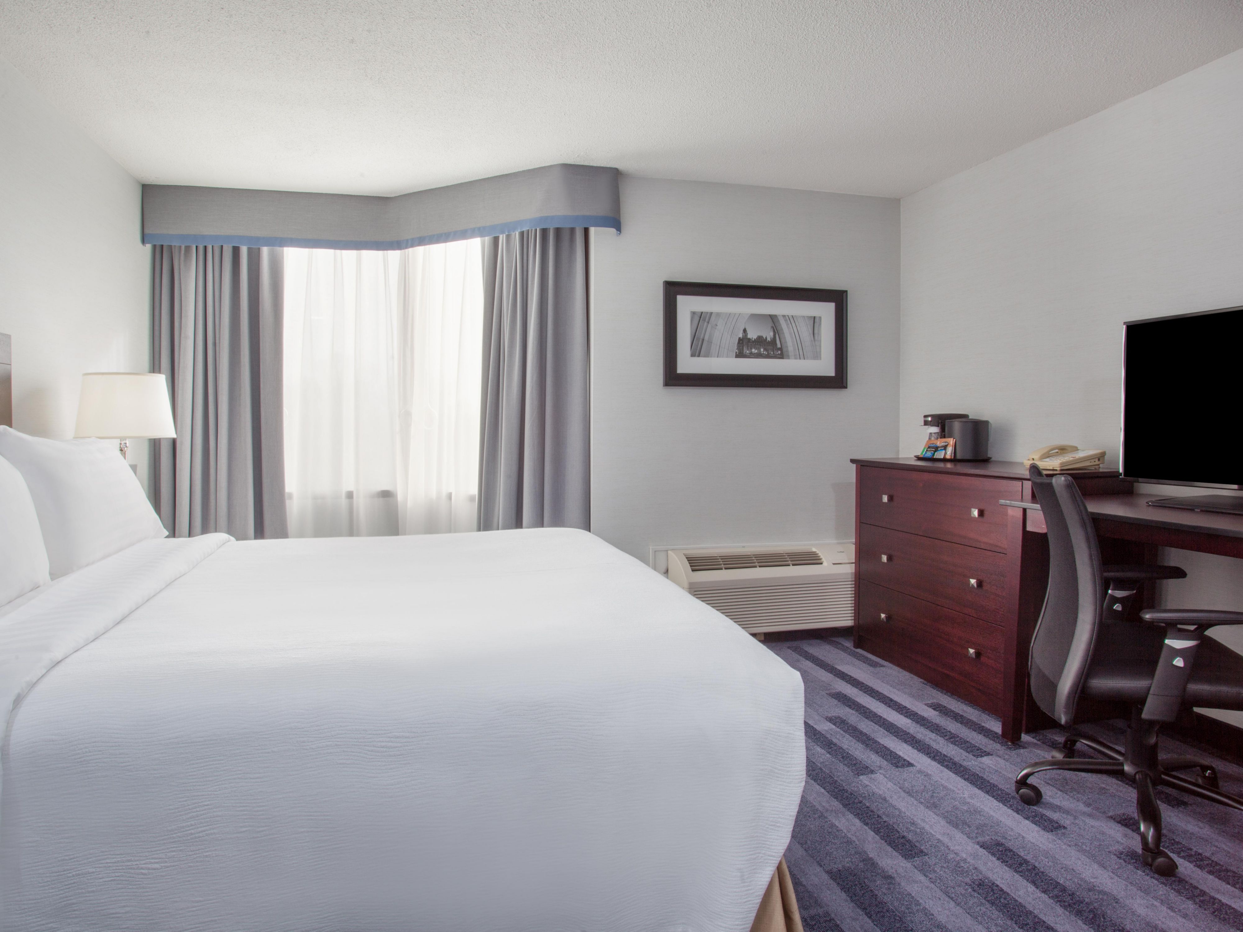Hotel in Ottawa | Holiday Inn Ottawa East Hotel