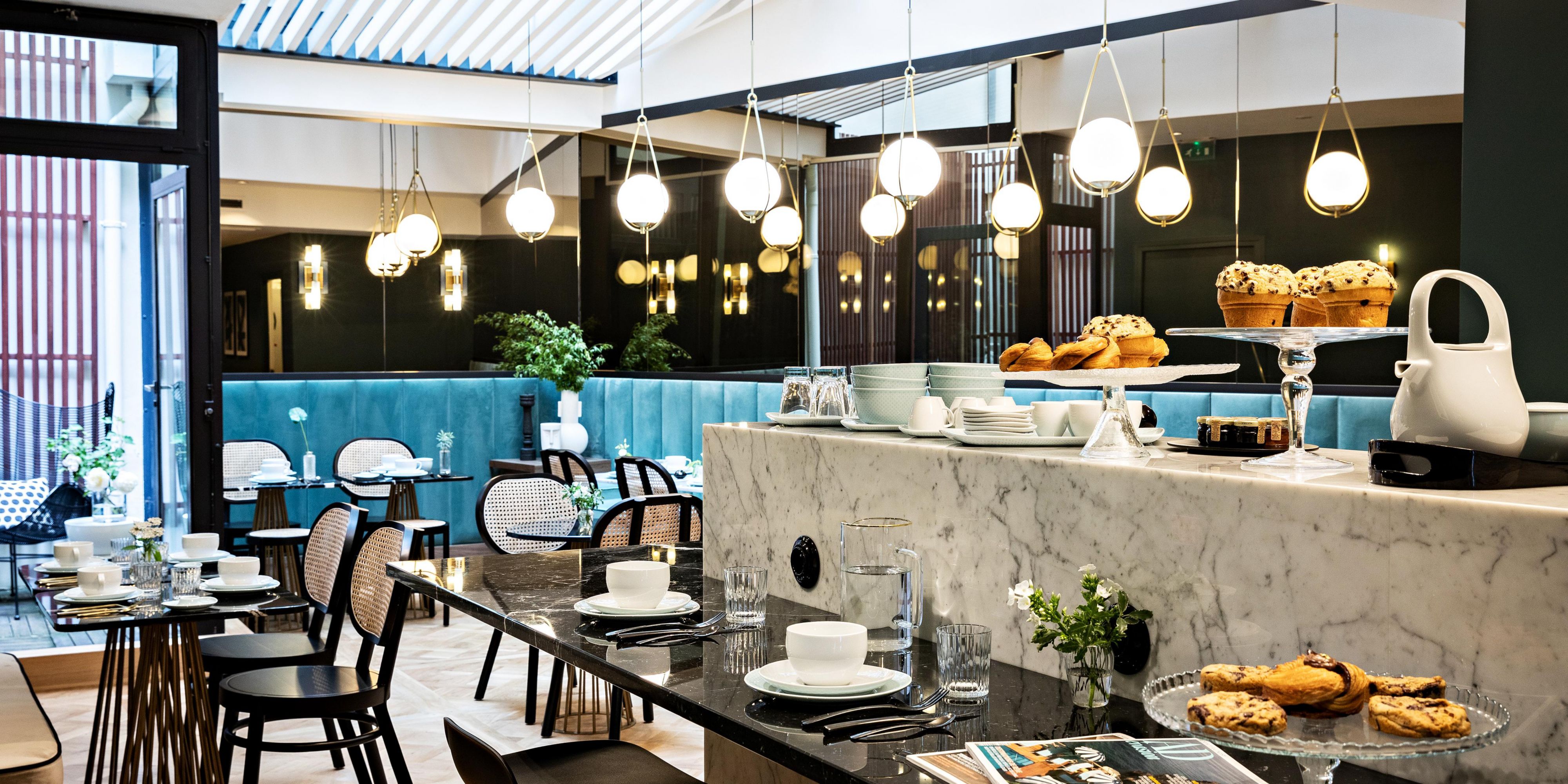 Holiday Inn Paris - Elysées - Free Internet & More