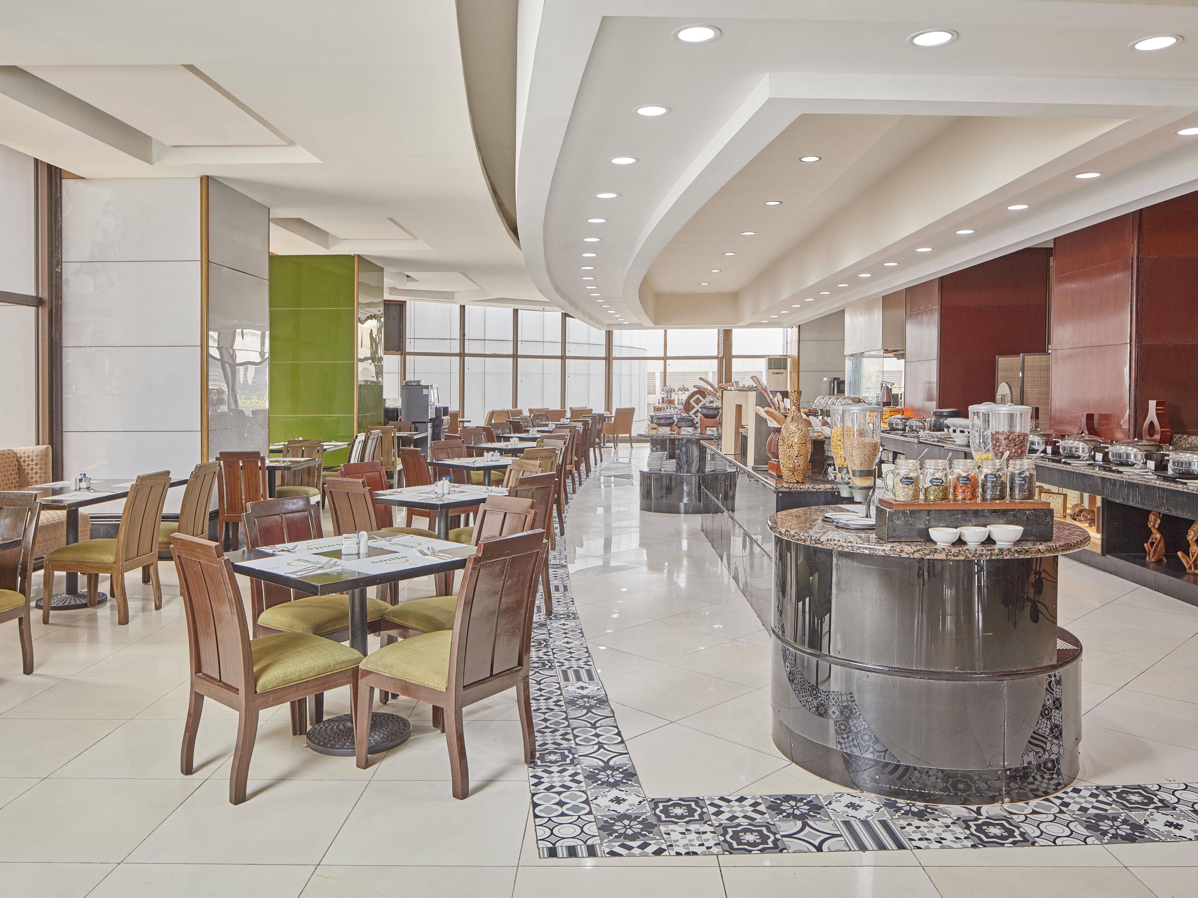 Hotel in Pasig City | Holiday Inn Manila Galleria Hotel