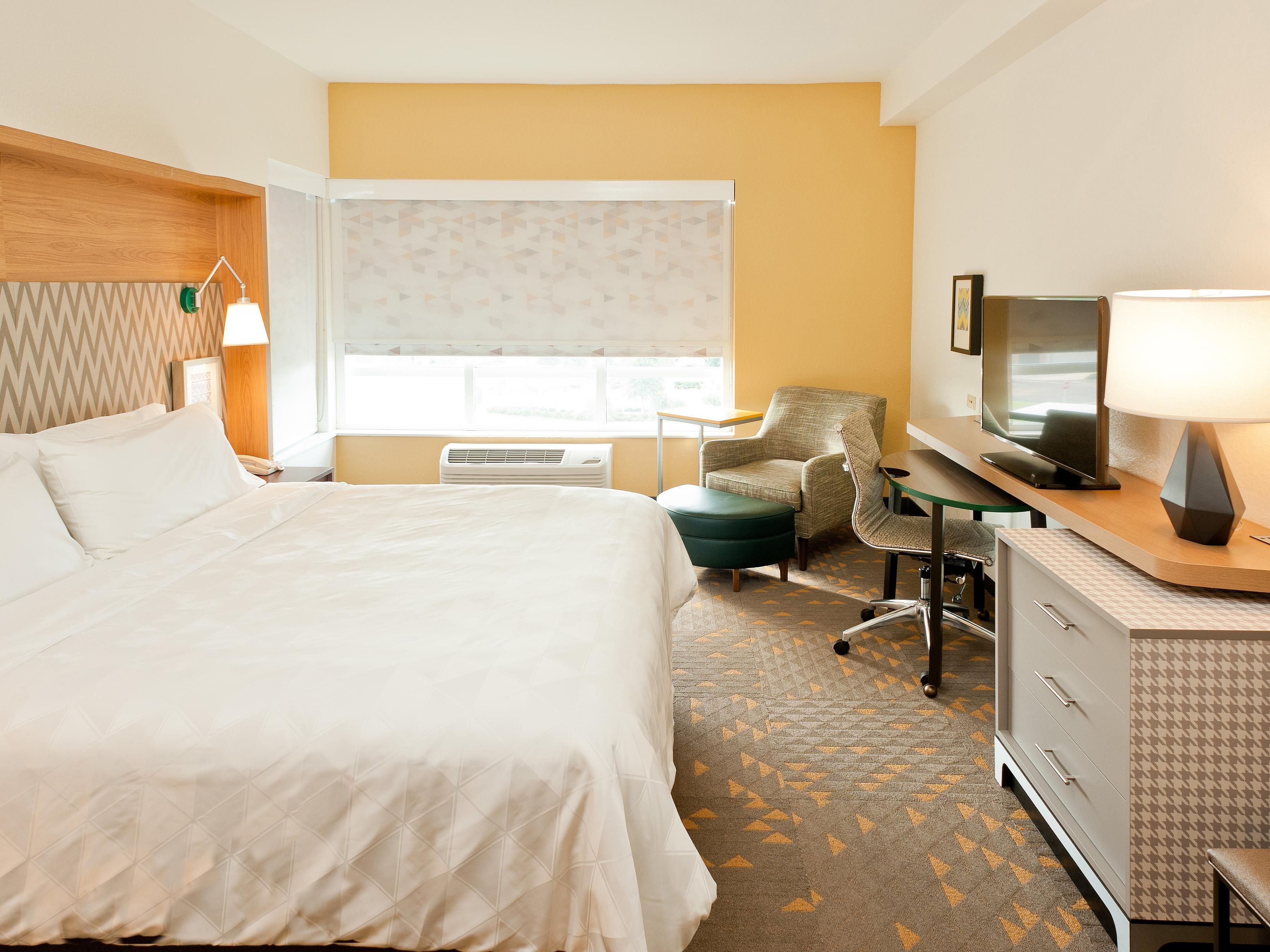 Hotels in Downtown Jackson, MS near Airport | Holiday Inn Pearl ...