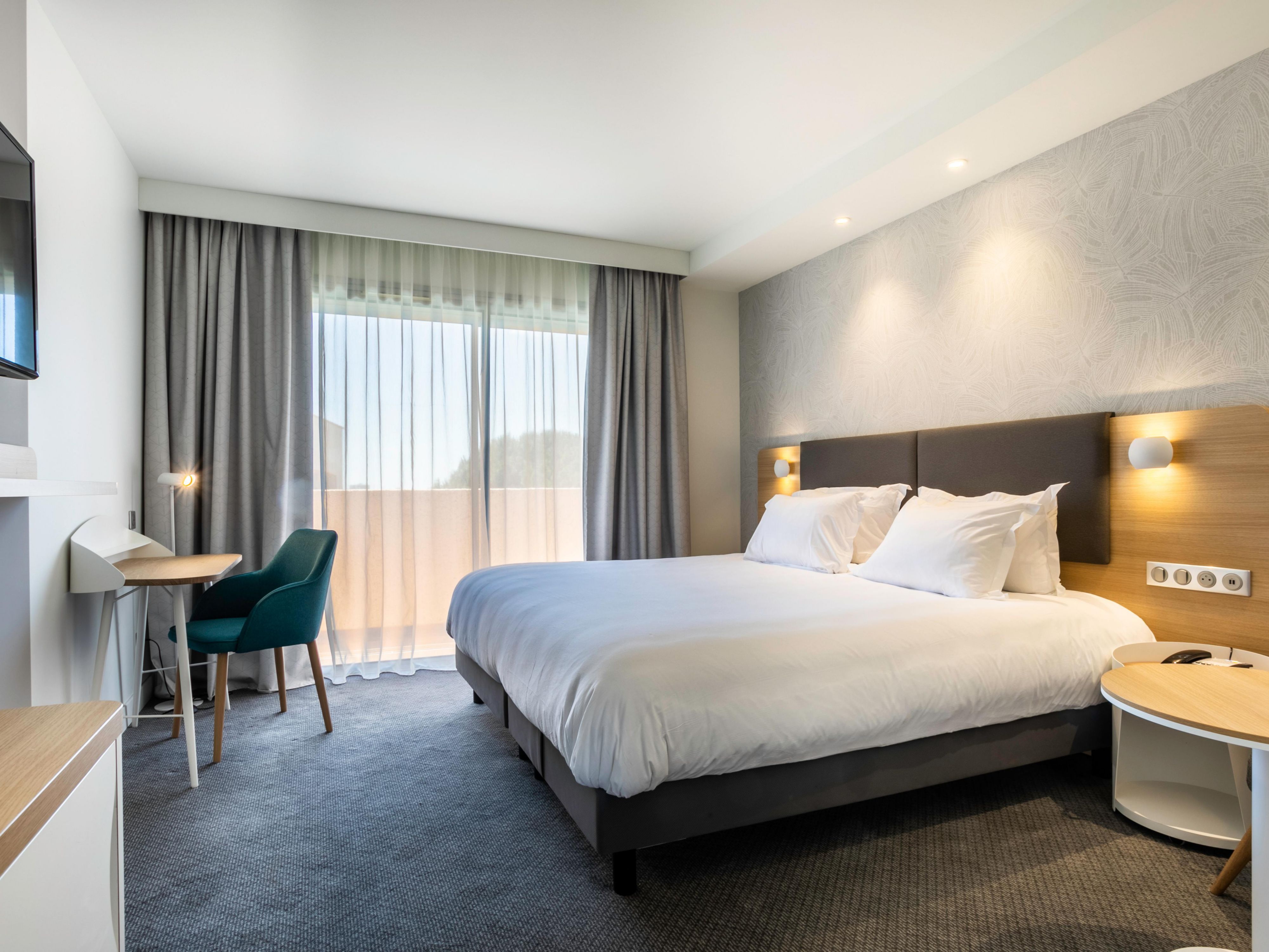 Hotel in Perpignan, | Holiday Inn Perpignan Hotel