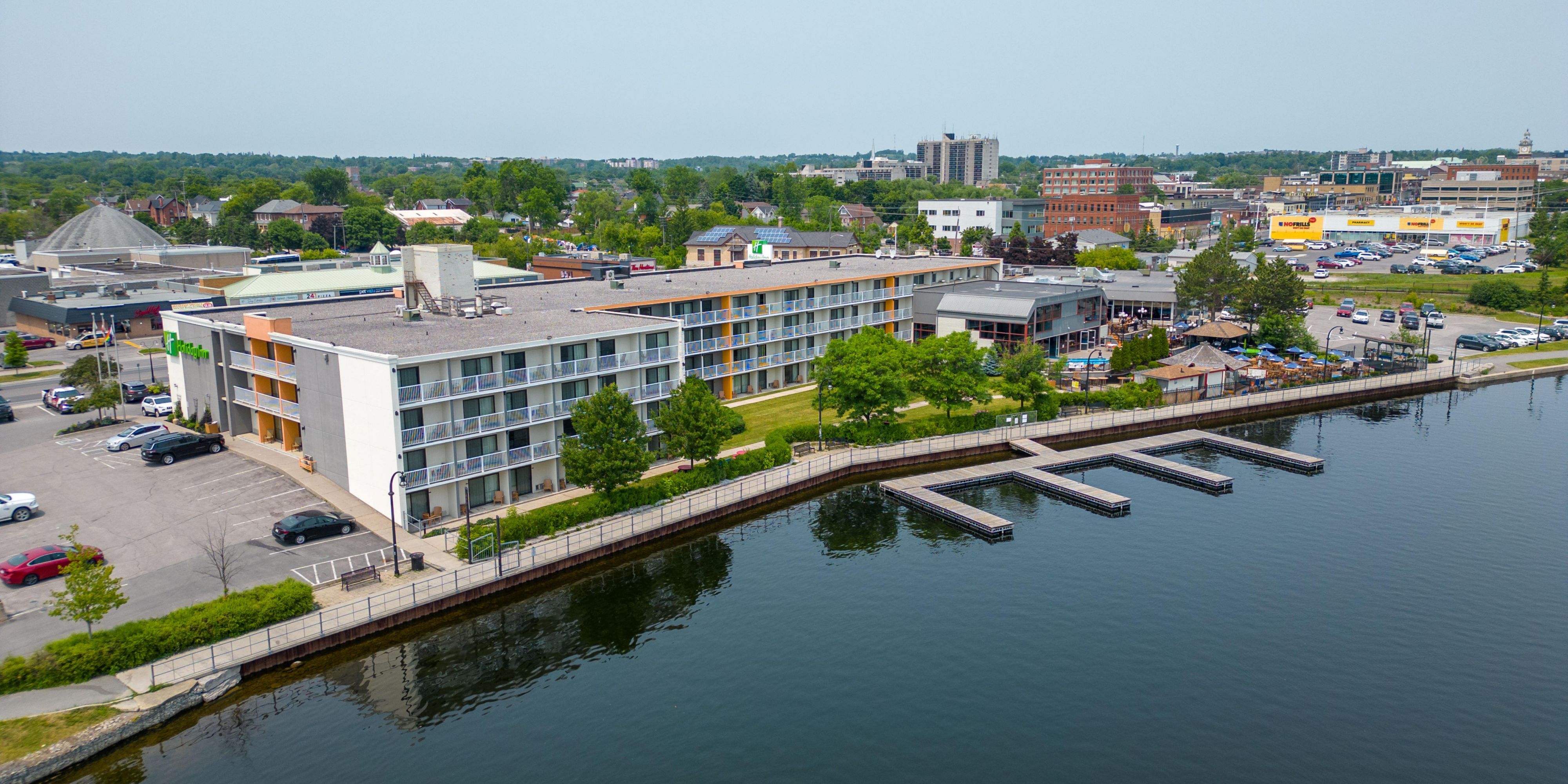 Hotel in Peterborough | Holiday Inn Peterborough-Waterfront Hotel