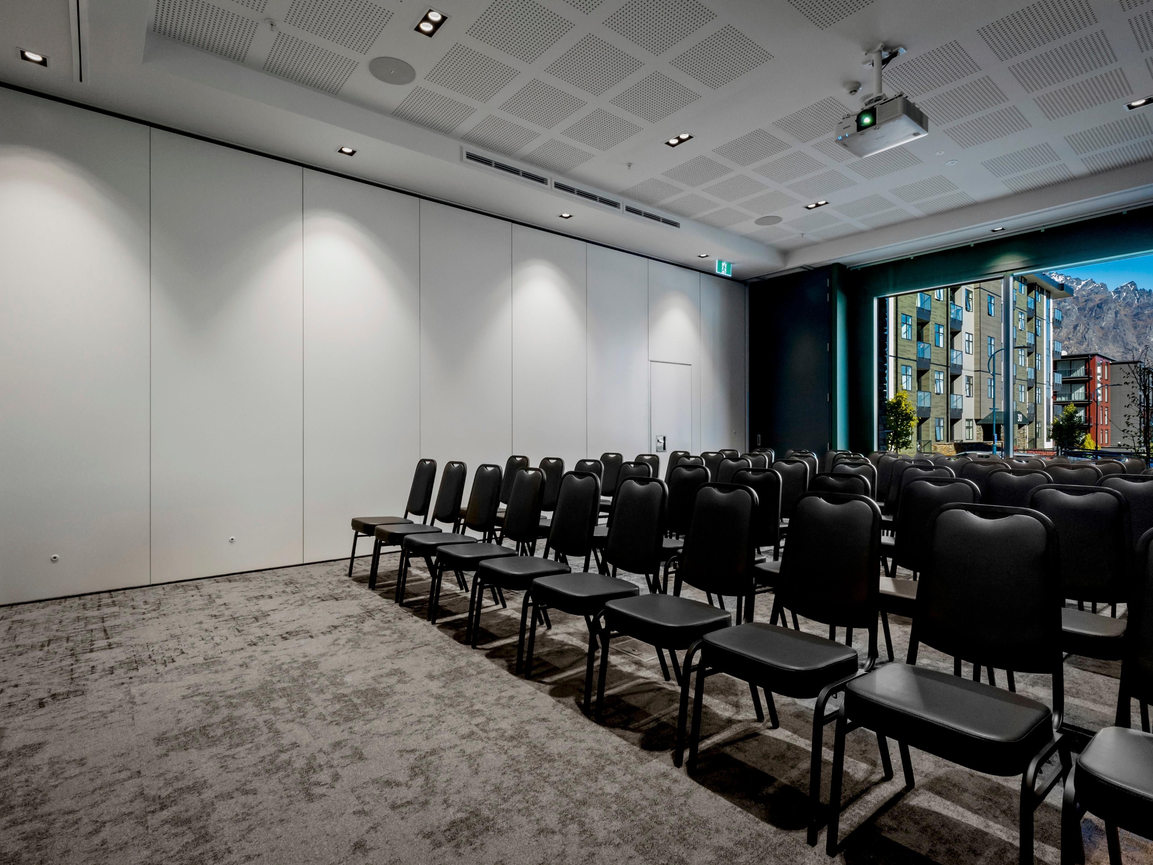 Meeting rooms in Queenstown | Holiday Inn Queenstown Remarkables Park ...