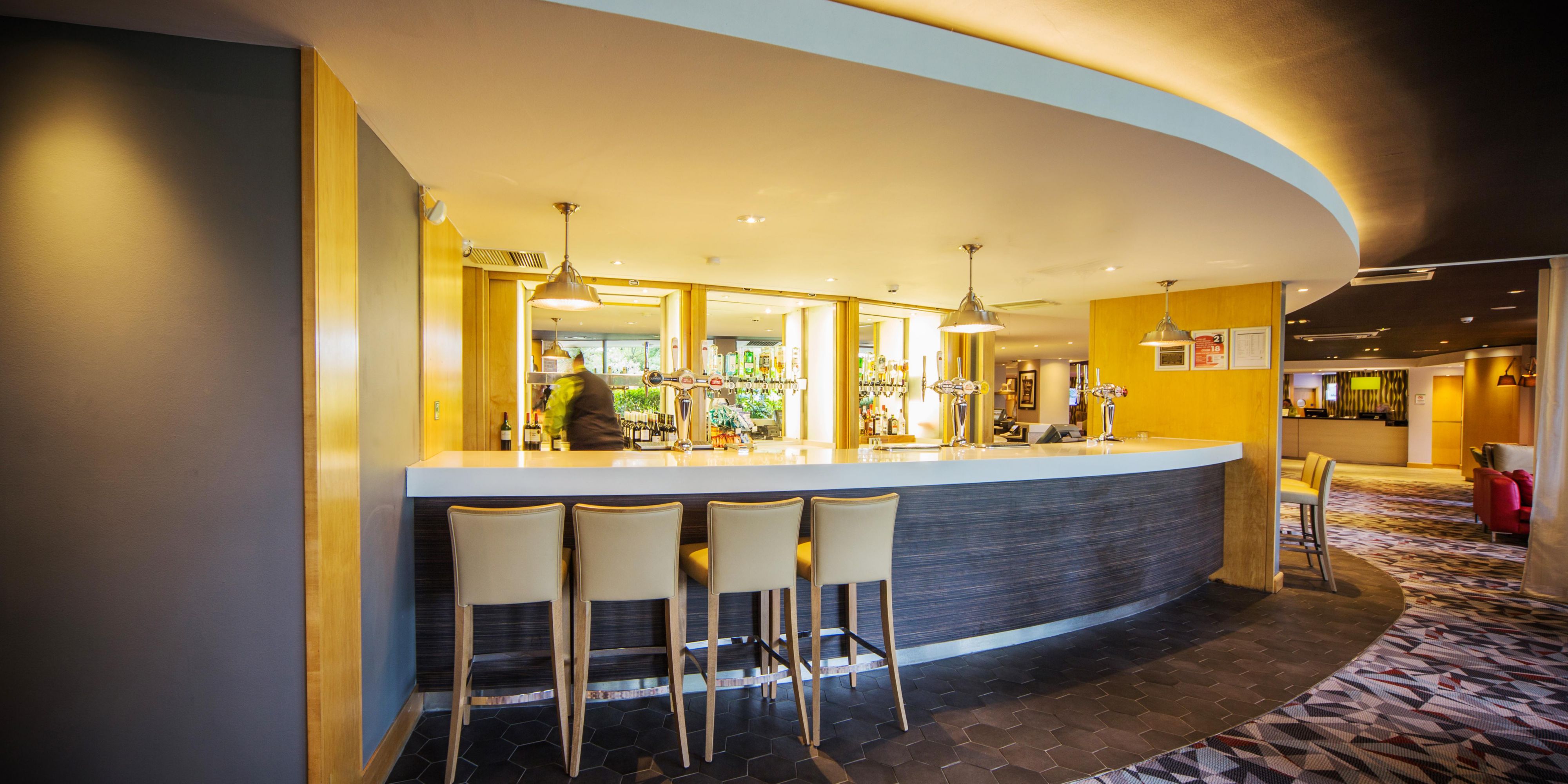 Restaurants Near Holiday Inn Reading-South M4, Jct.11