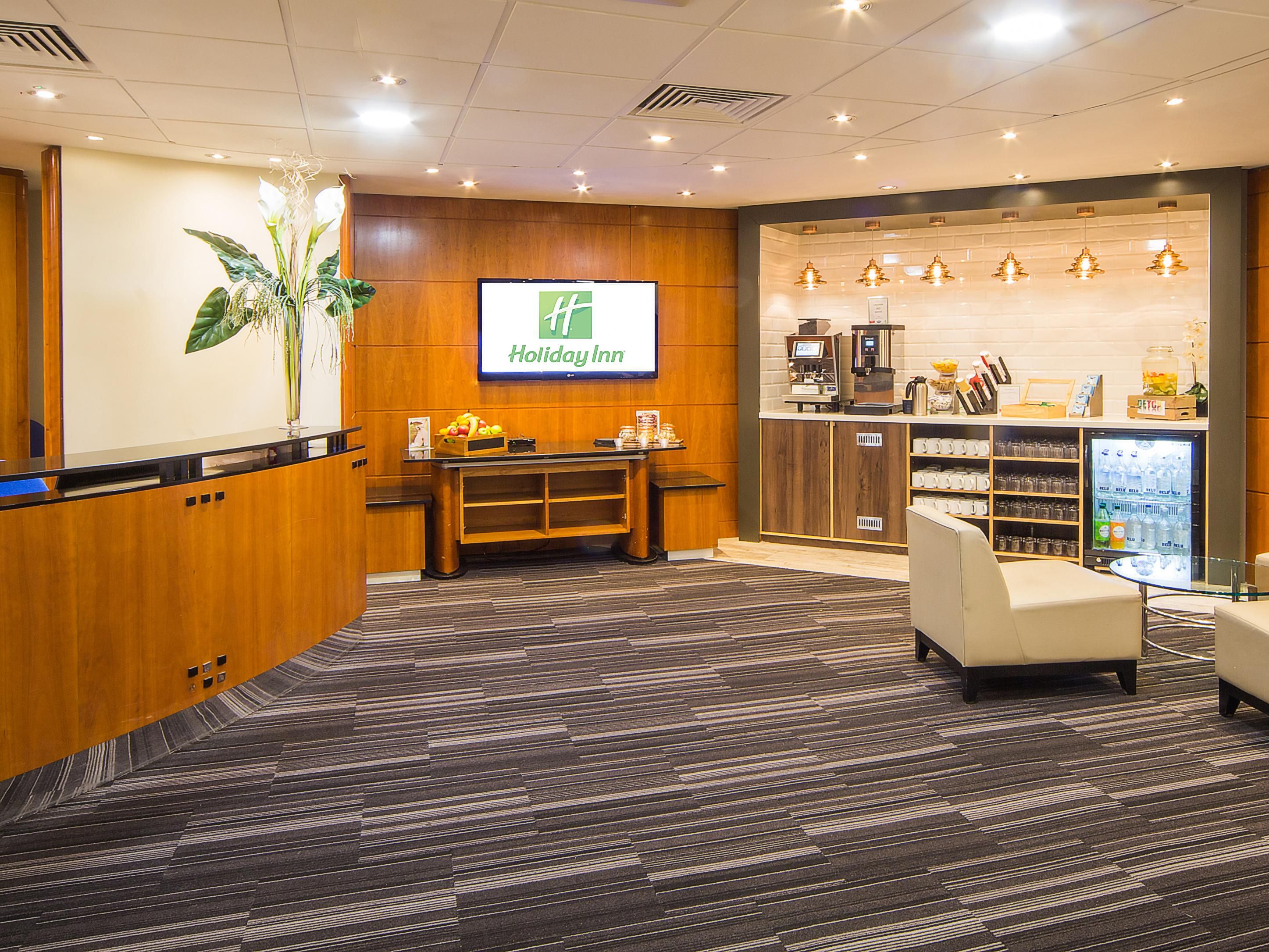 Reading Hotel Deals and Packages for Holiday Inn Reading-South M4, Jct.11