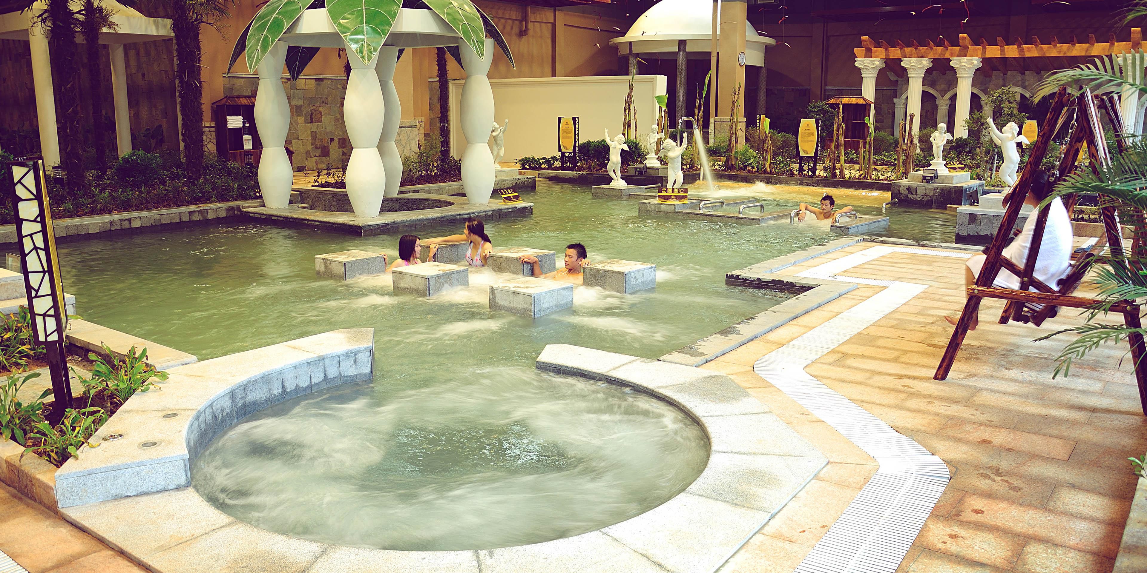 Family Resort in Hefei | Holiday Inn Resort Chaohu Hot Spring Hotel by IHG