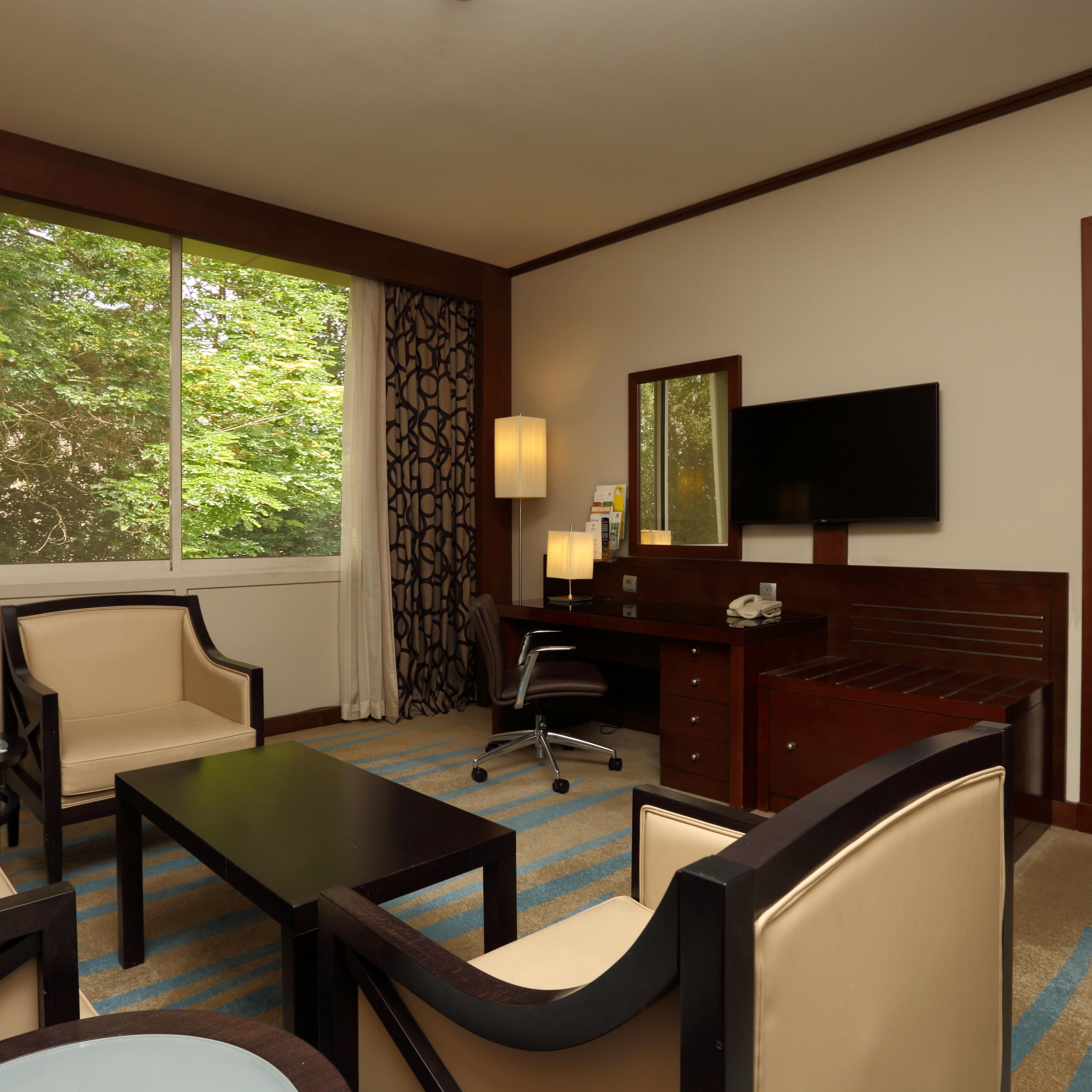 Hotel in Riyadh | Holiday Inn Riyadh - Izdihar Hotel