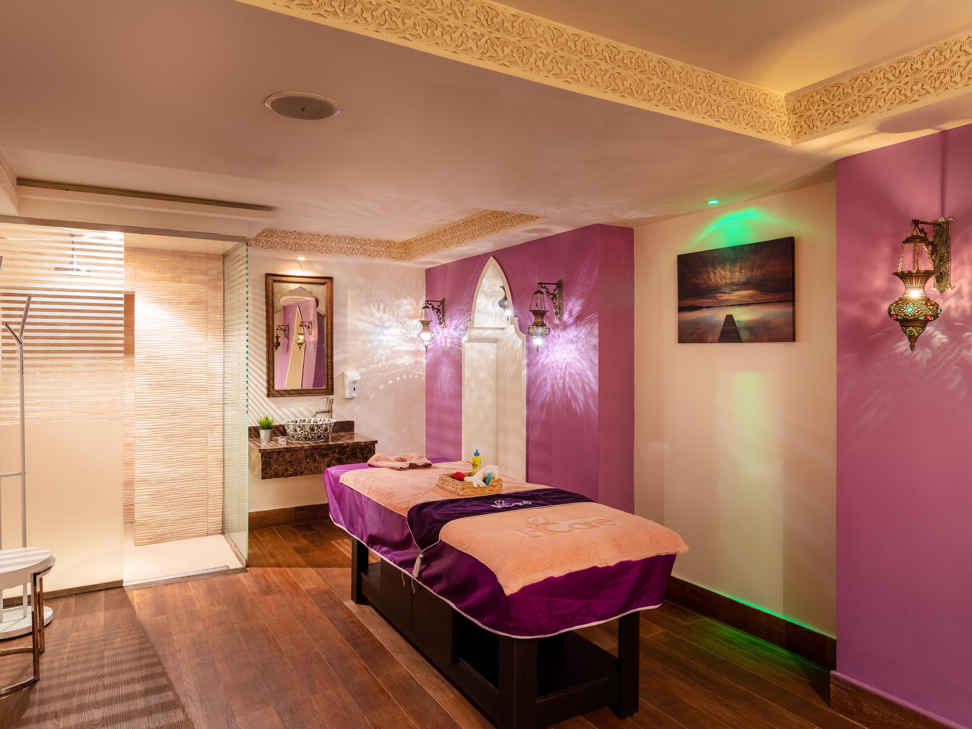 Hotel in Riyadh | Holiday Inn Riyadh - Al Qasr Hotel