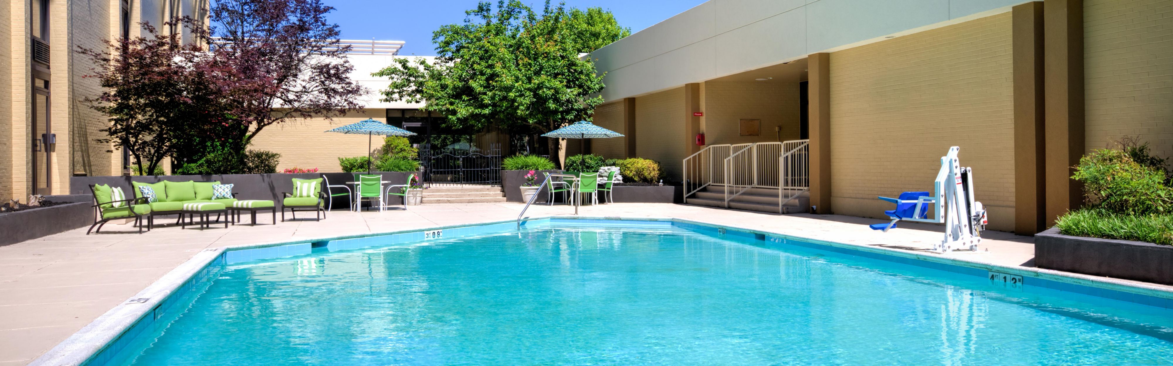 Holiday Inn Roanoke-Tanglewood-Rt 419&I581 - Free Internet & More