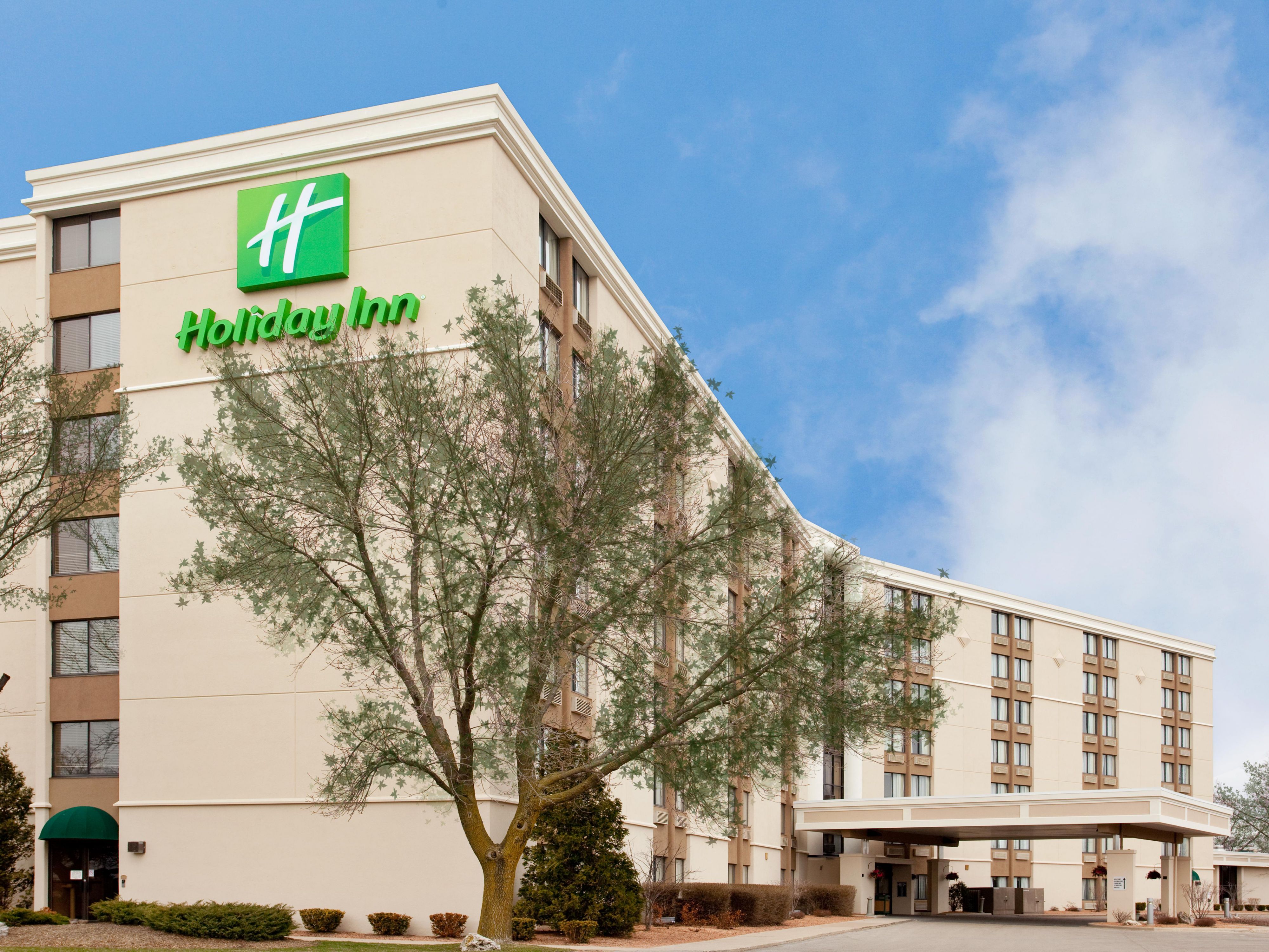 Kid-Friendly Hotels in Rockford, IL | Holiday Inn Rockford(I-90&Rt 20 ...