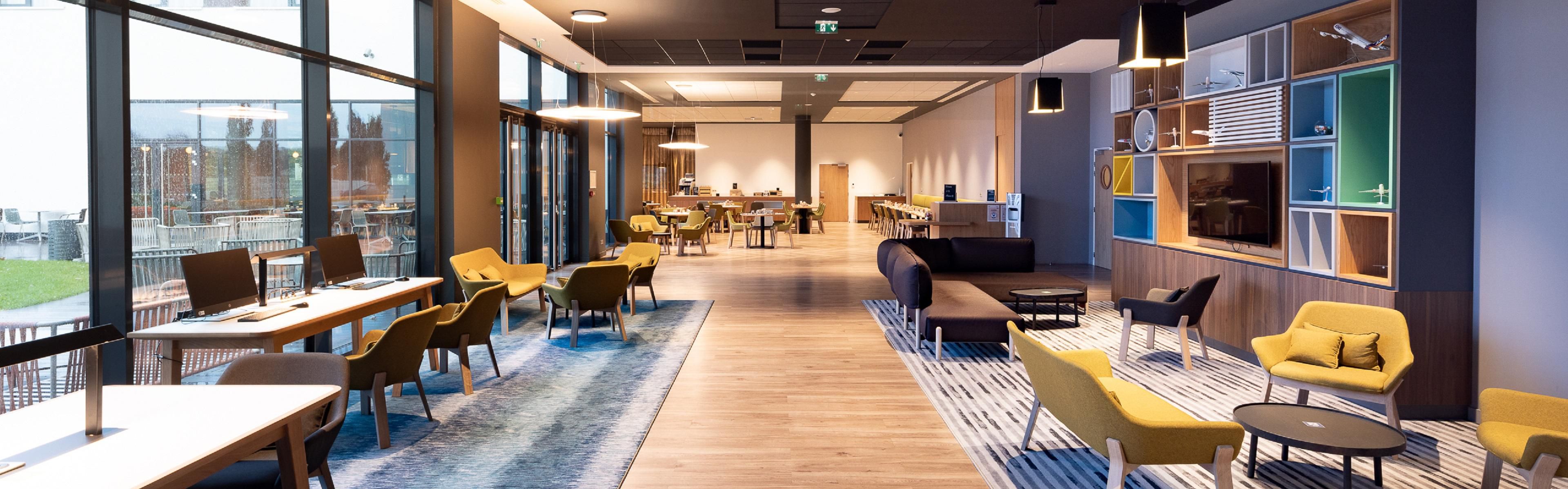 Holiday Inn Paris - CDG Airport - Free Internet & More