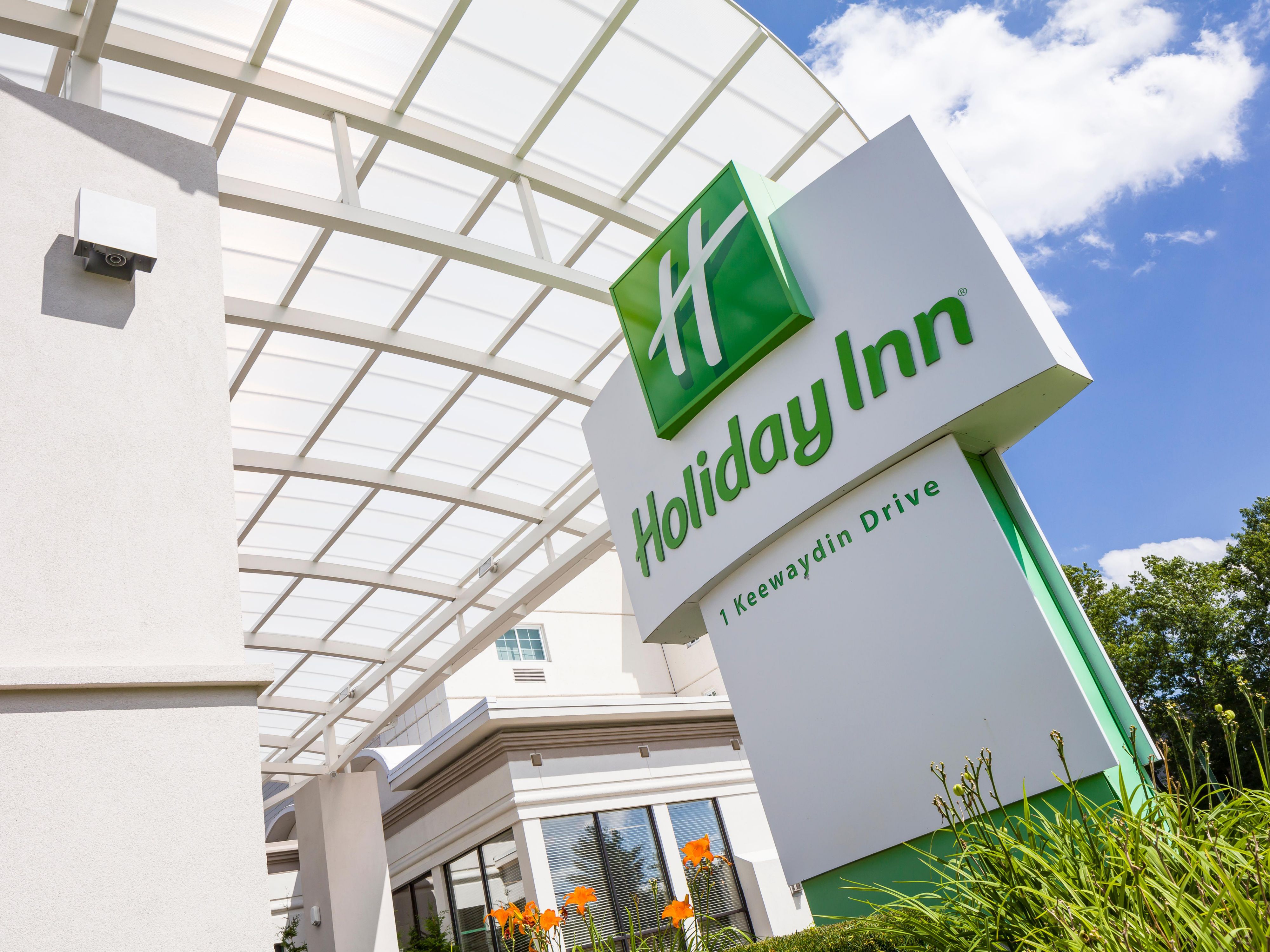 Hotels in Salem, NH near Canobie Lake Park | Holiday Inn Salem (I-93 At ...