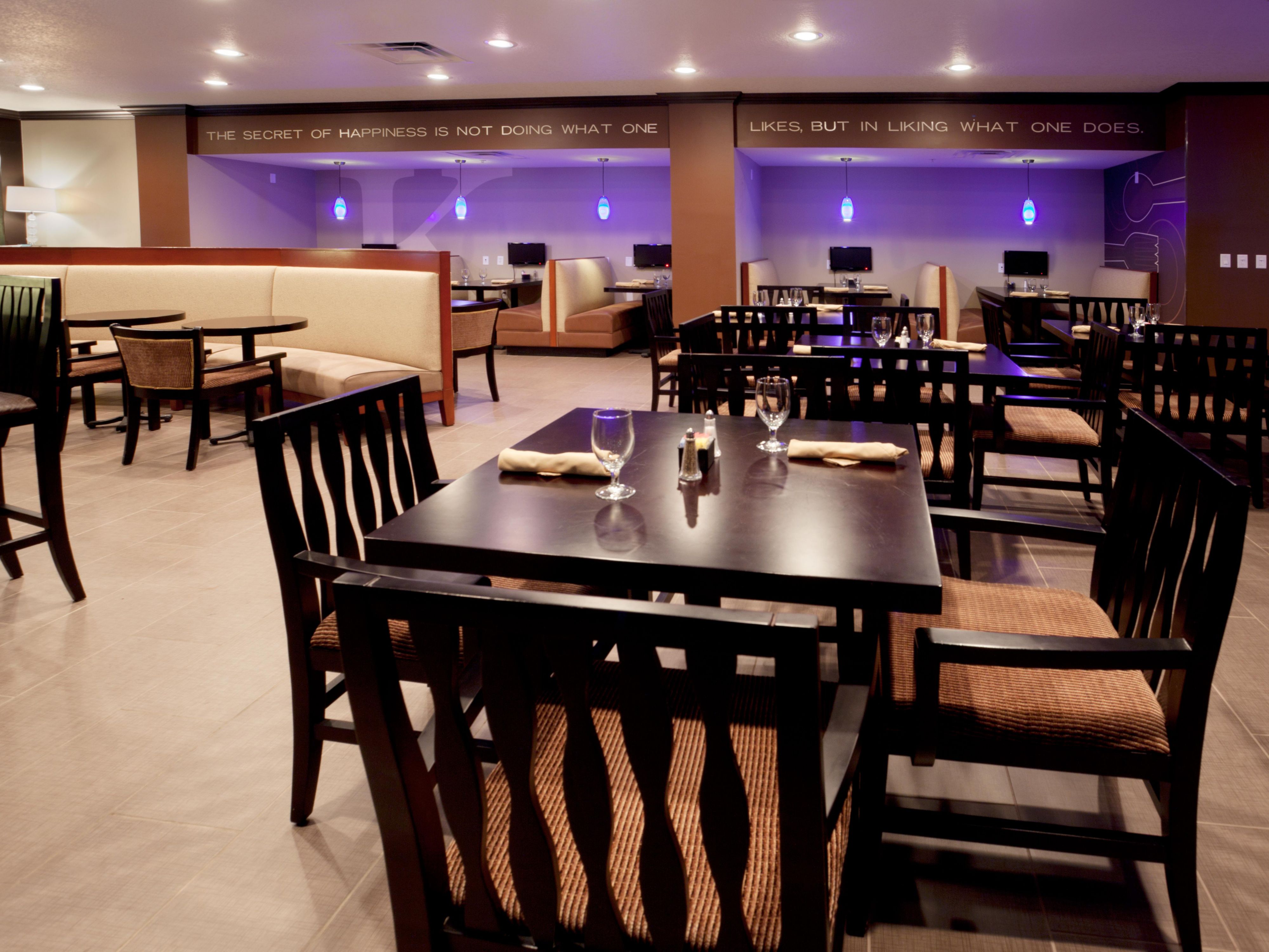 Stone Oak Restaurants | Holiday Inn & Suites San Antonio N - Stone Oak Area