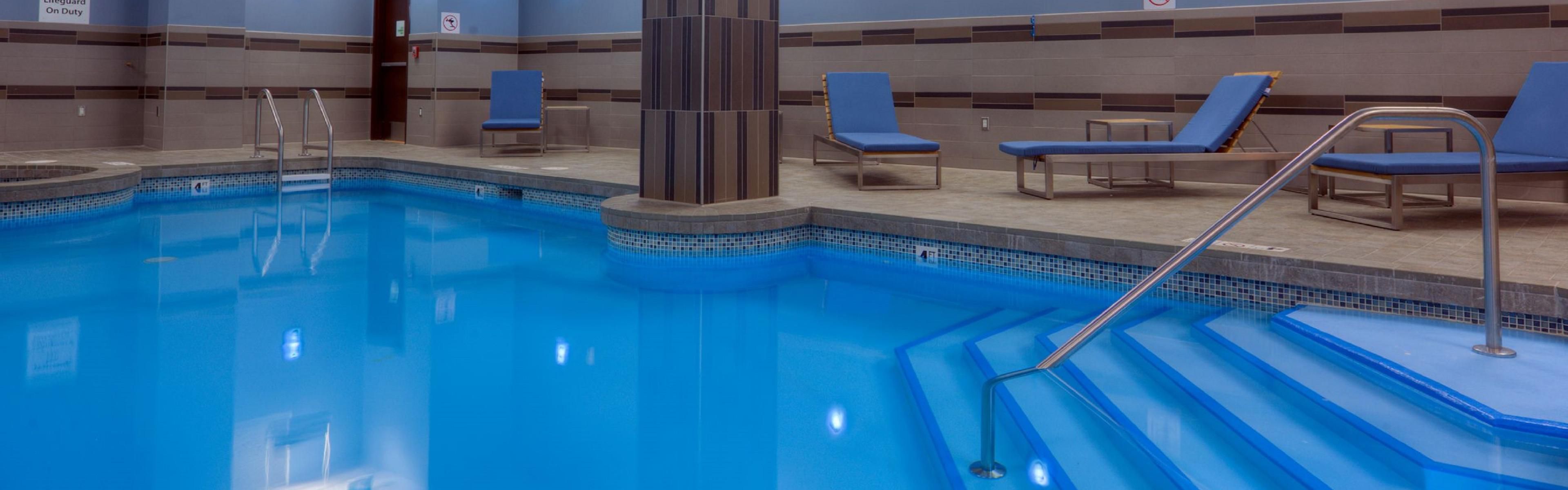 Holiday Inn Saskatoon Downtown - Free Internet & More