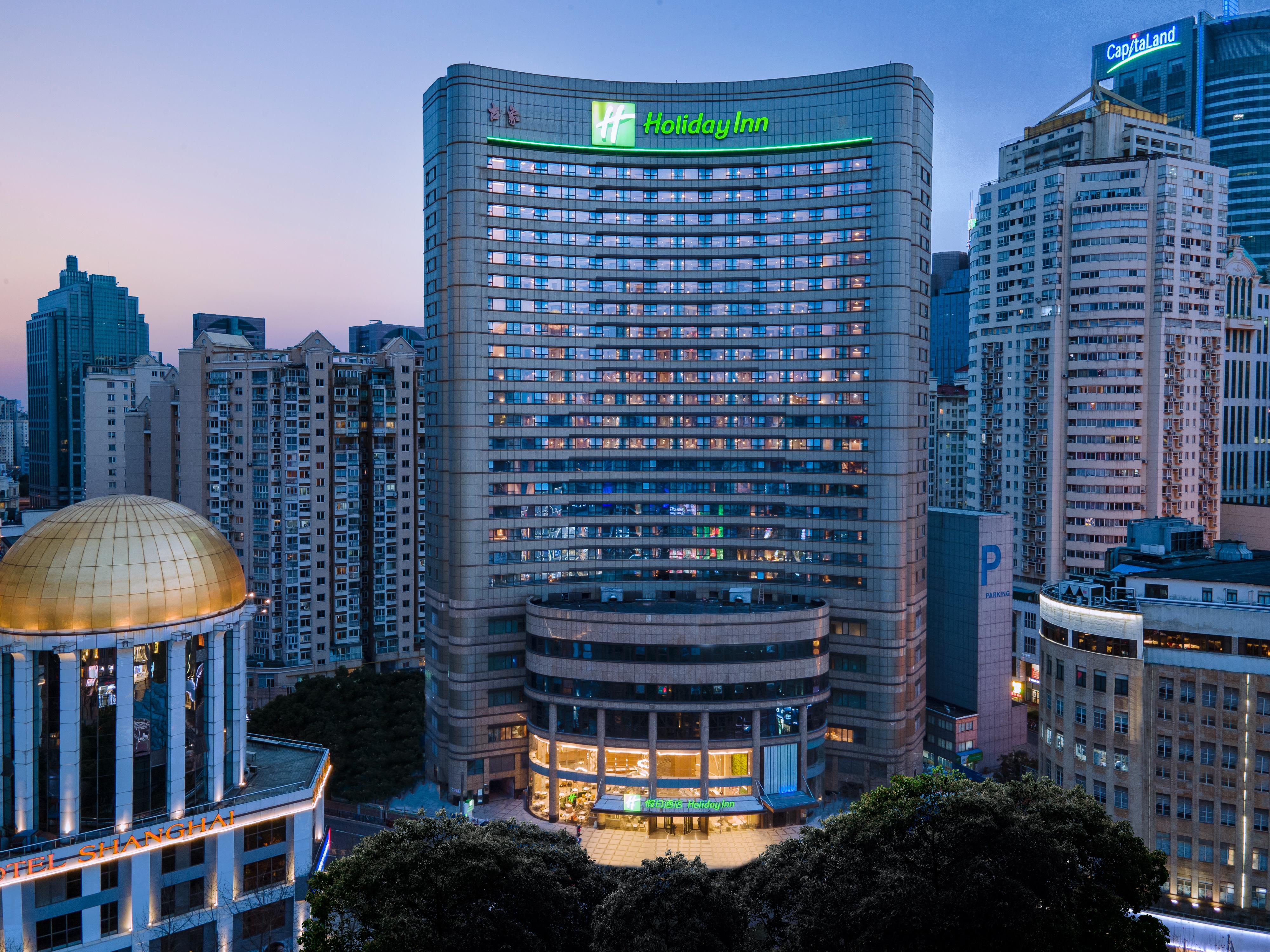 Holiday Inn Shanghai Nanjing Road - Free Internet & More