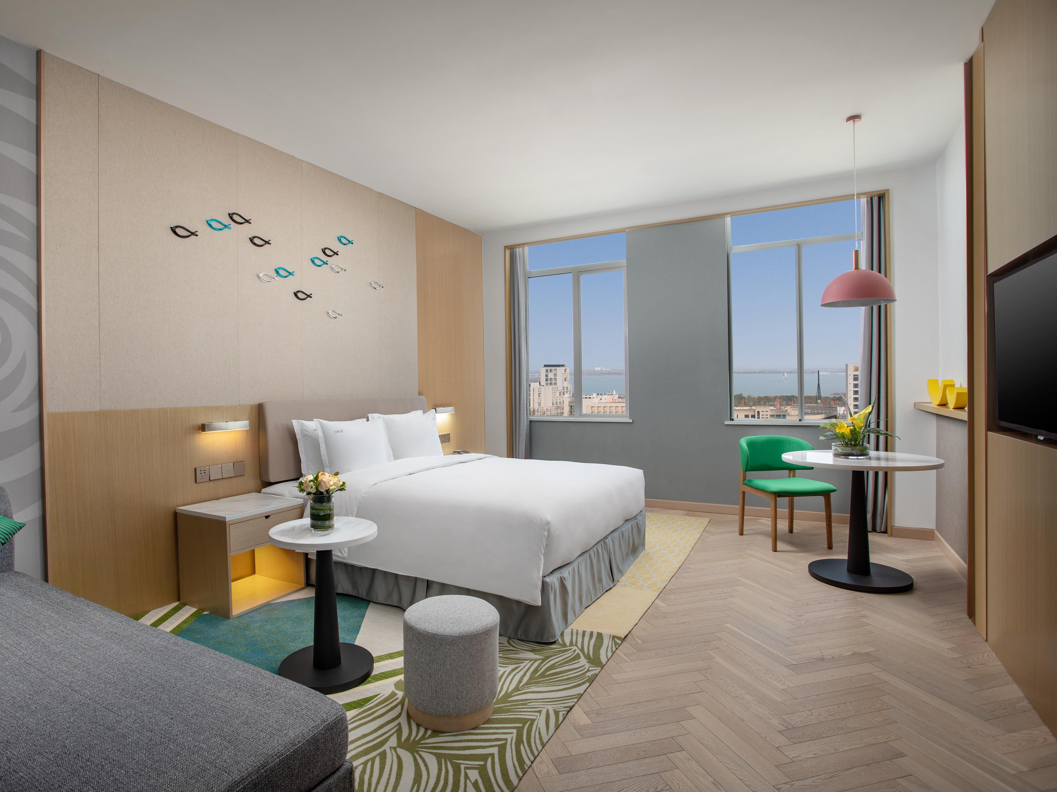 Hotel in Shanghai | Holiday Inn Shanghai Dishui Lake Hotel