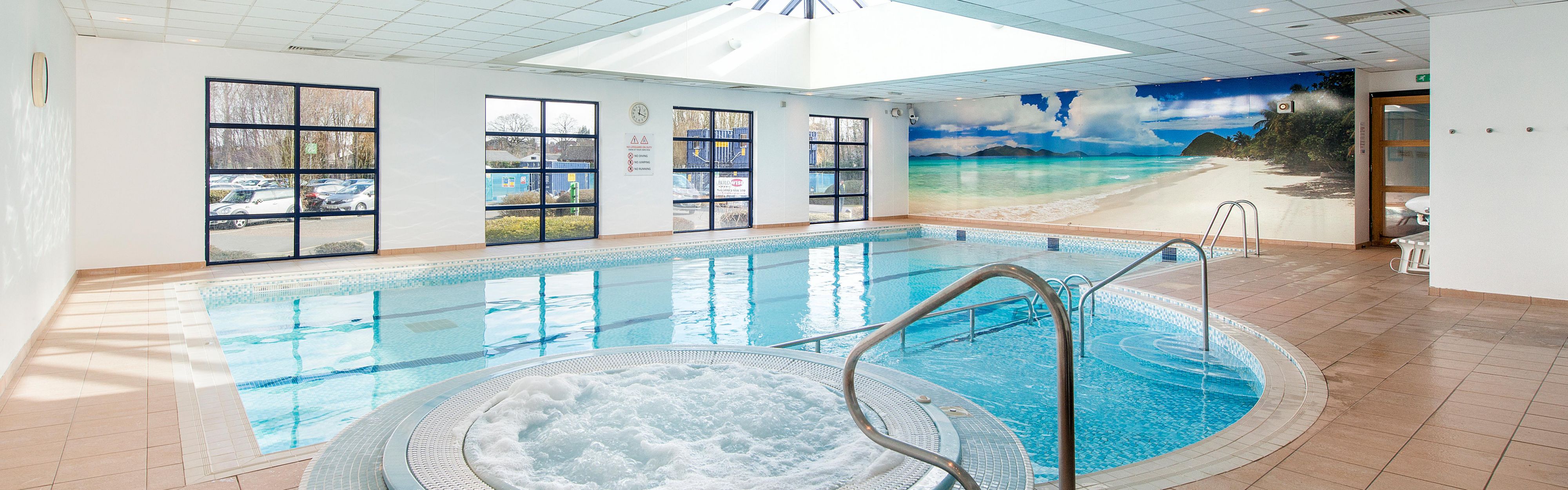 Holiday Inn London - Shepperton - Free Internet & More