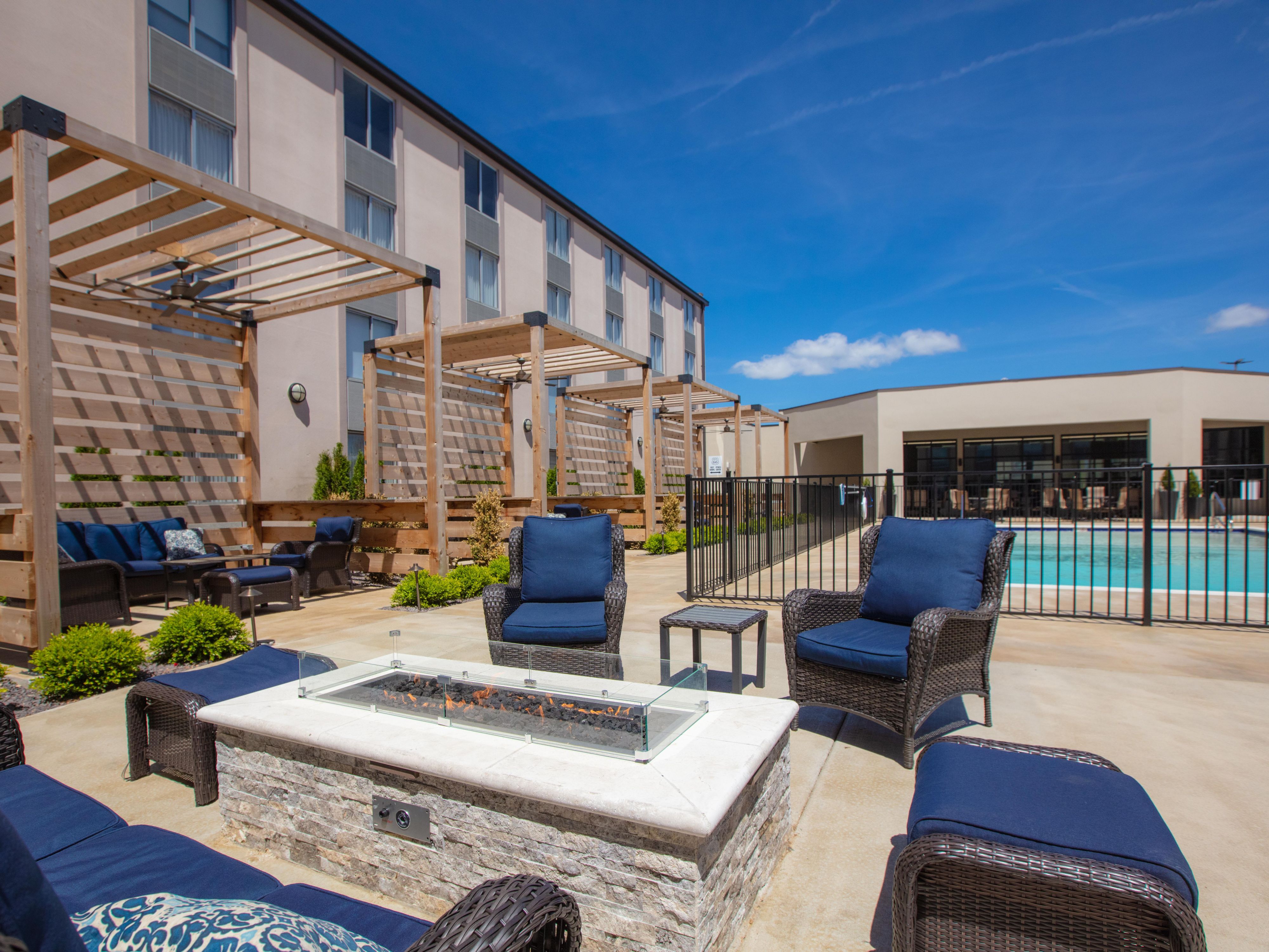 Full-Service Hotel St. Louis | Holiday Inn St. Louis SW – Route 66