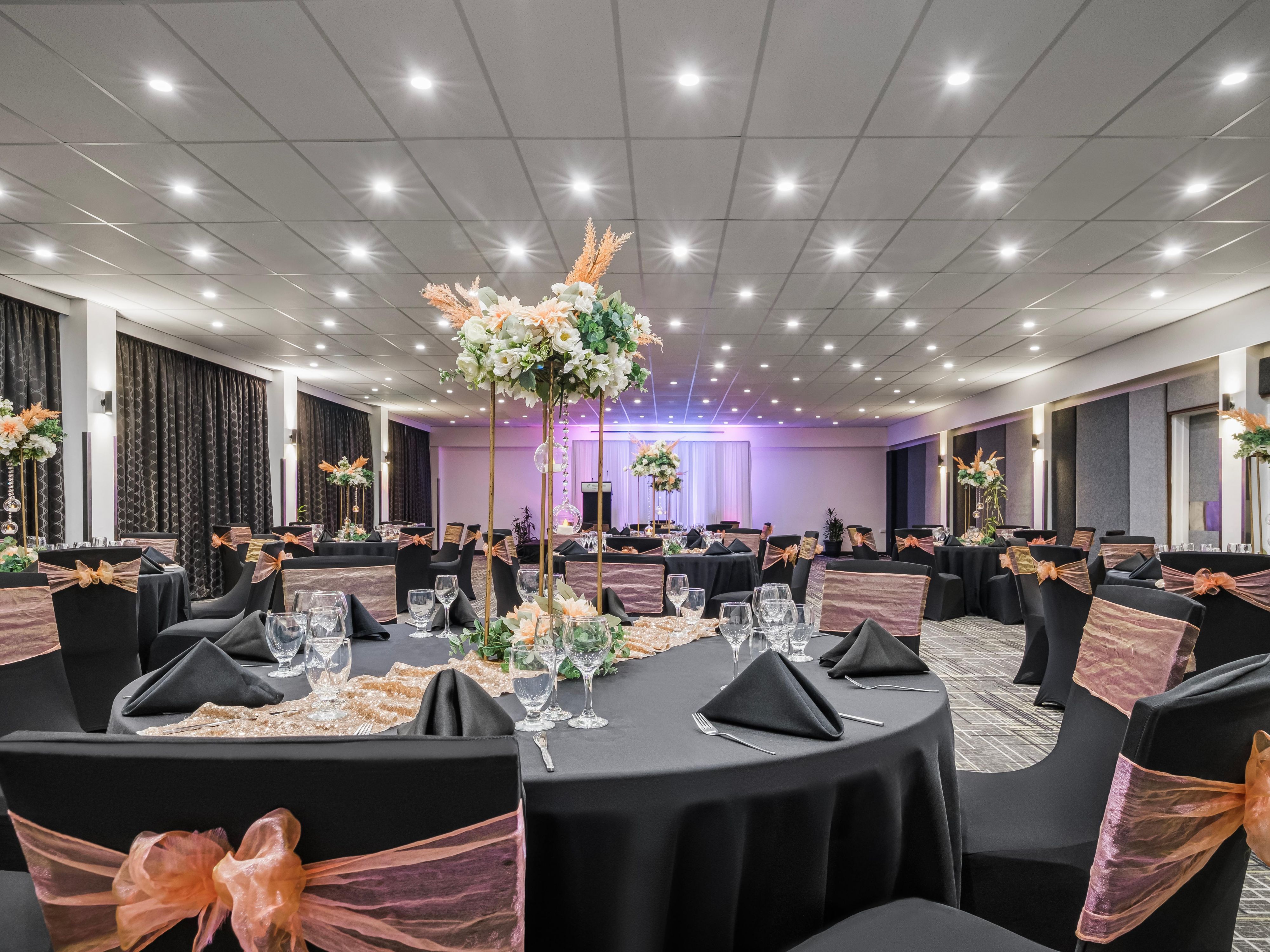 Hotel in Suva | Holiday Inn Suva Hotel