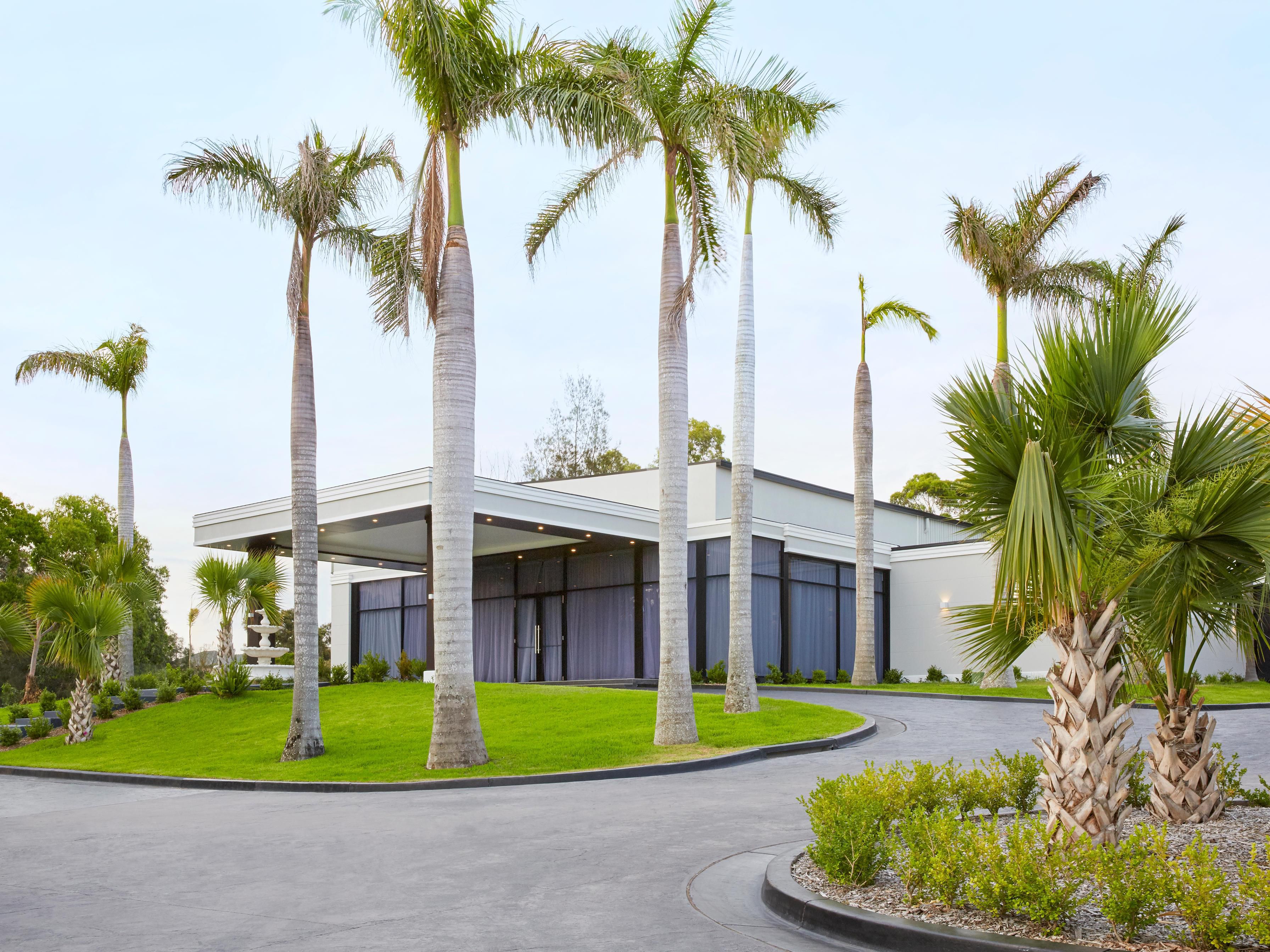 Hotel in Warwick Farm | Holiday Inn Warwick Farm Hotel