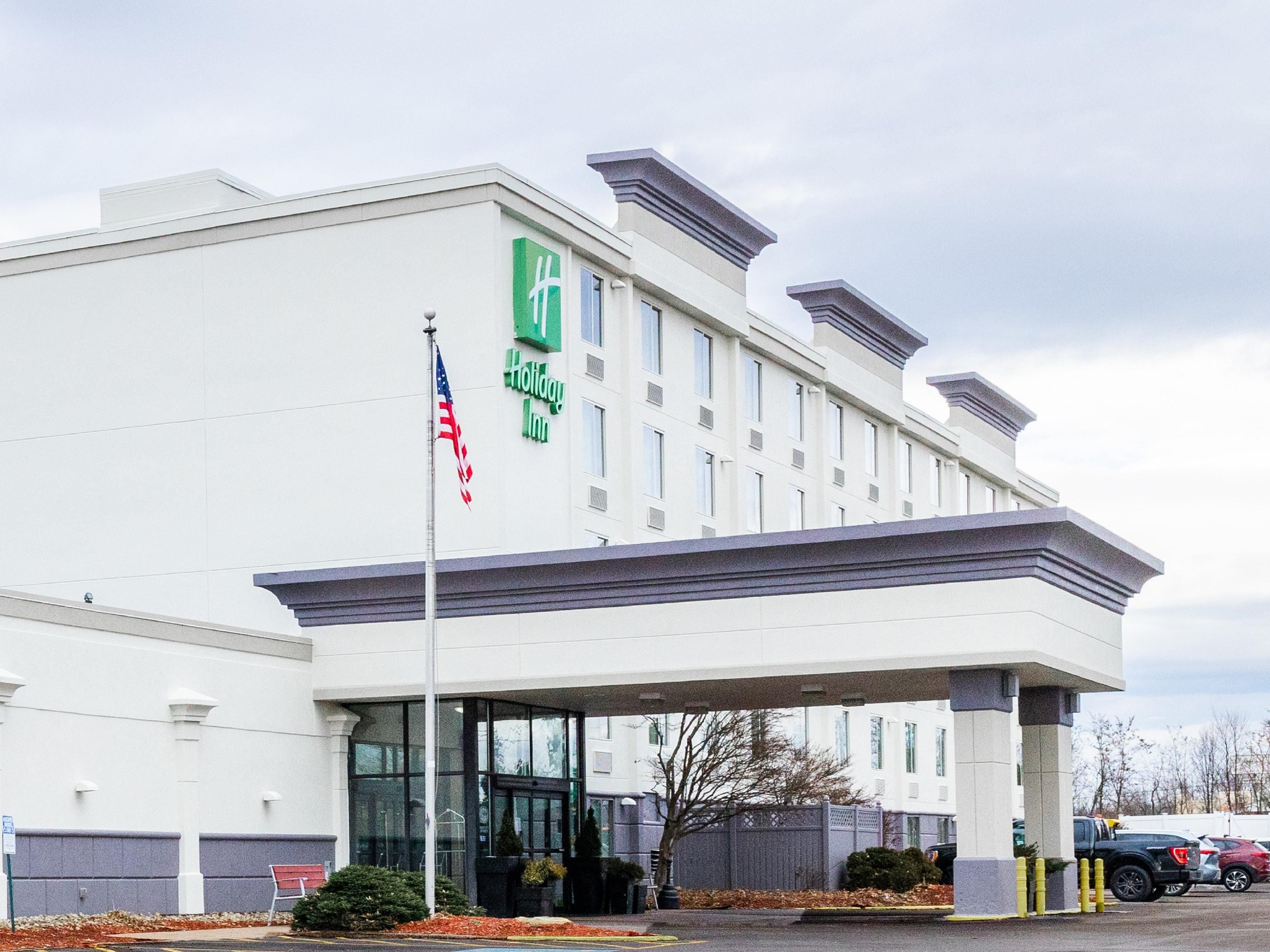 Weirton Hotels near Pittsburgh International Airport | Holiday Inn Weirton
