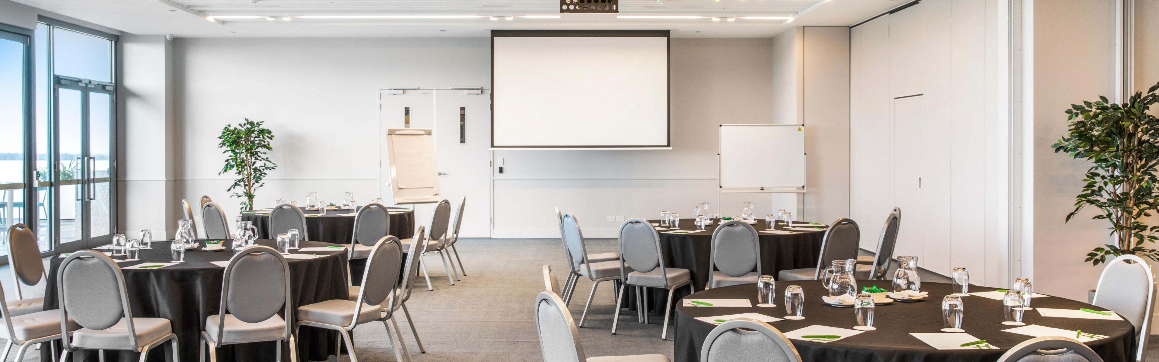 Meeting rooms in Werribee | Holiday Inn Werribee - Hotel Groups ...