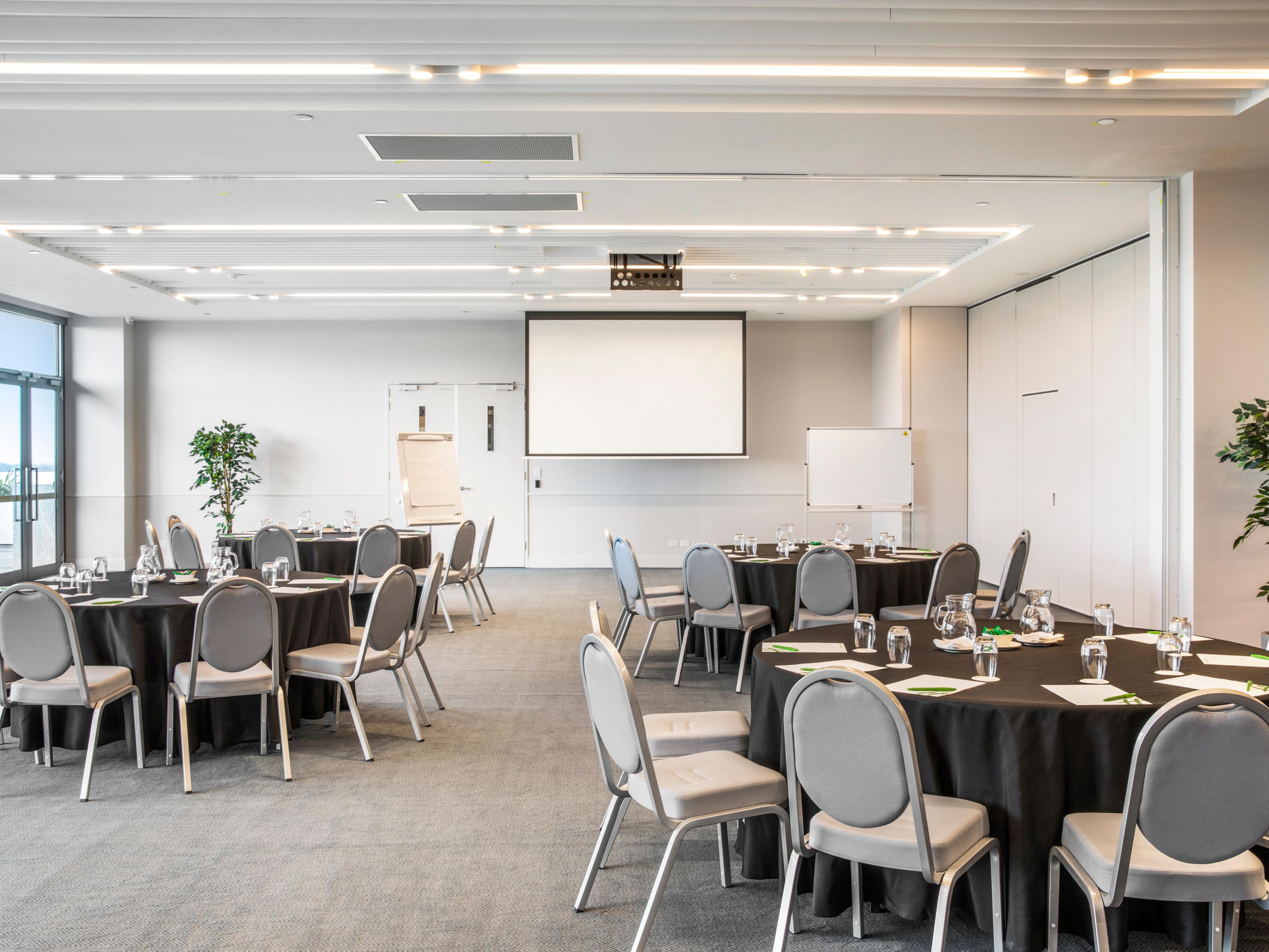 Hotel in Werribee | Holiday Inn Werribee Hotel