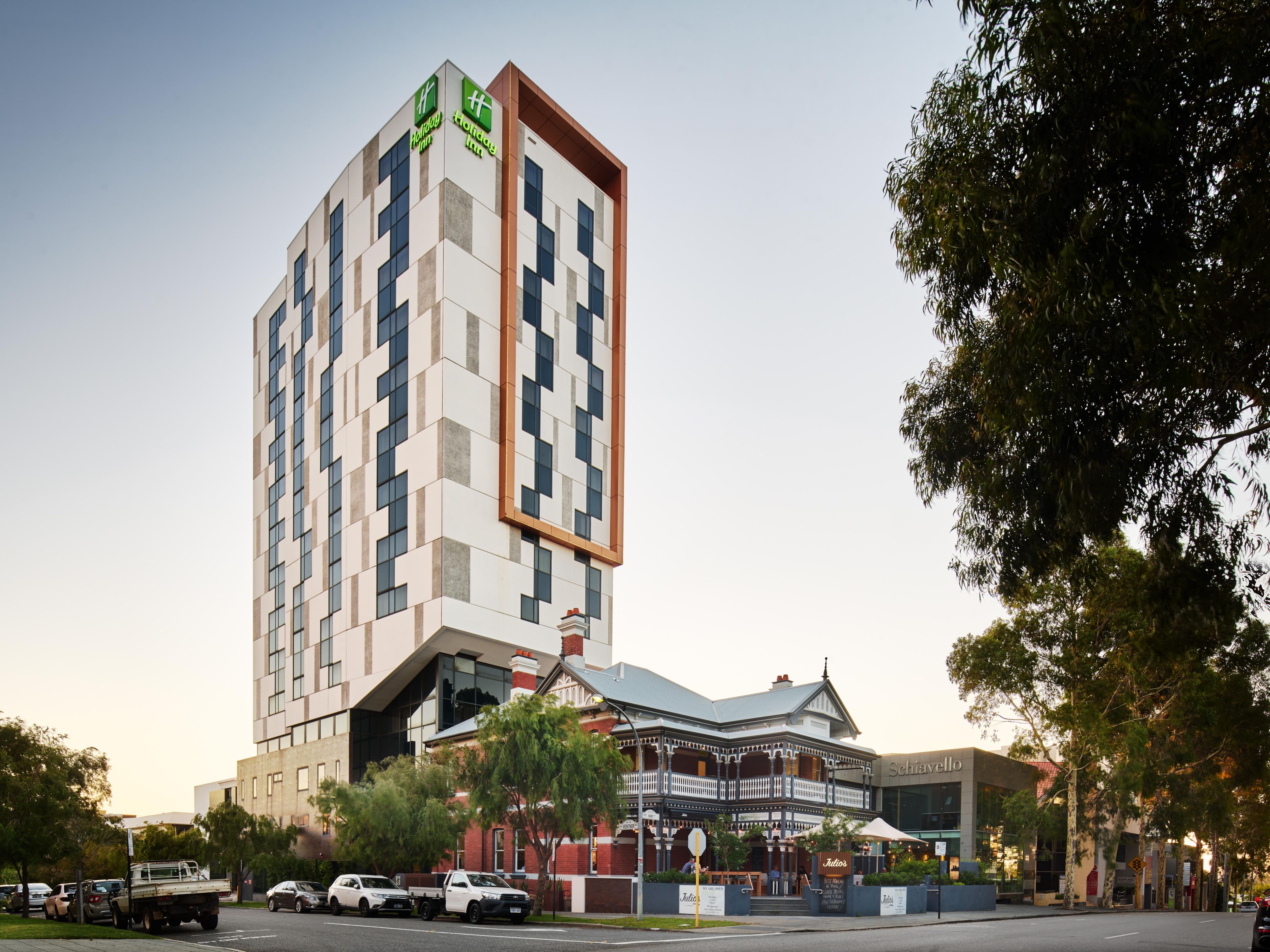 West Perth Hotel Deals and Packages for Holiday Inn West Perth