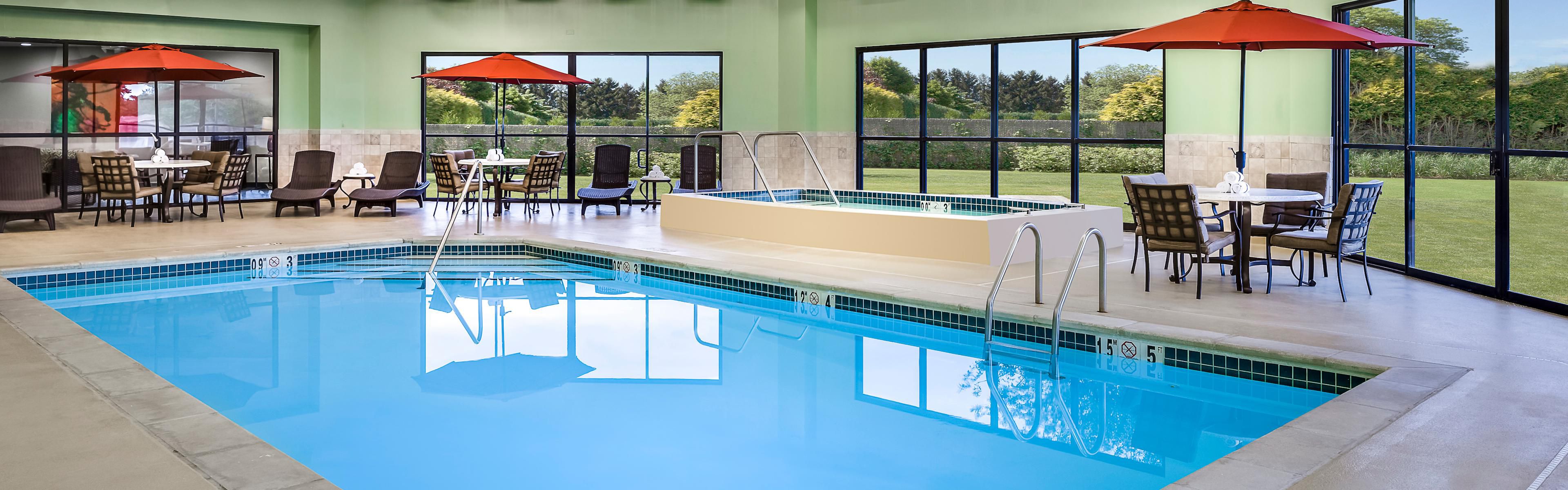 Holiday Inn Wichita East I-35 - Free Internet & More