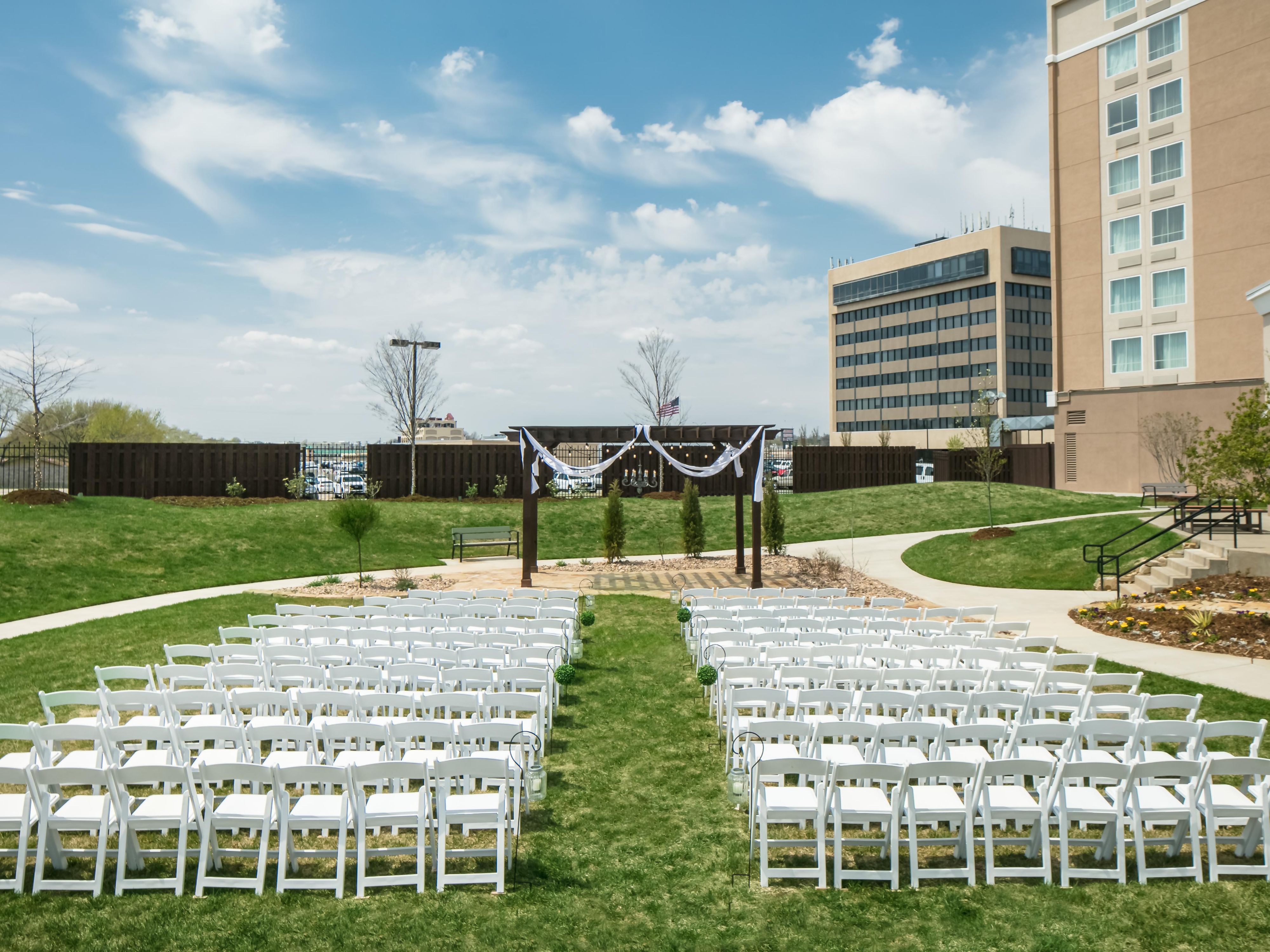 Hotel in Wichita, KS | Holiday Inn Wichita East I-35