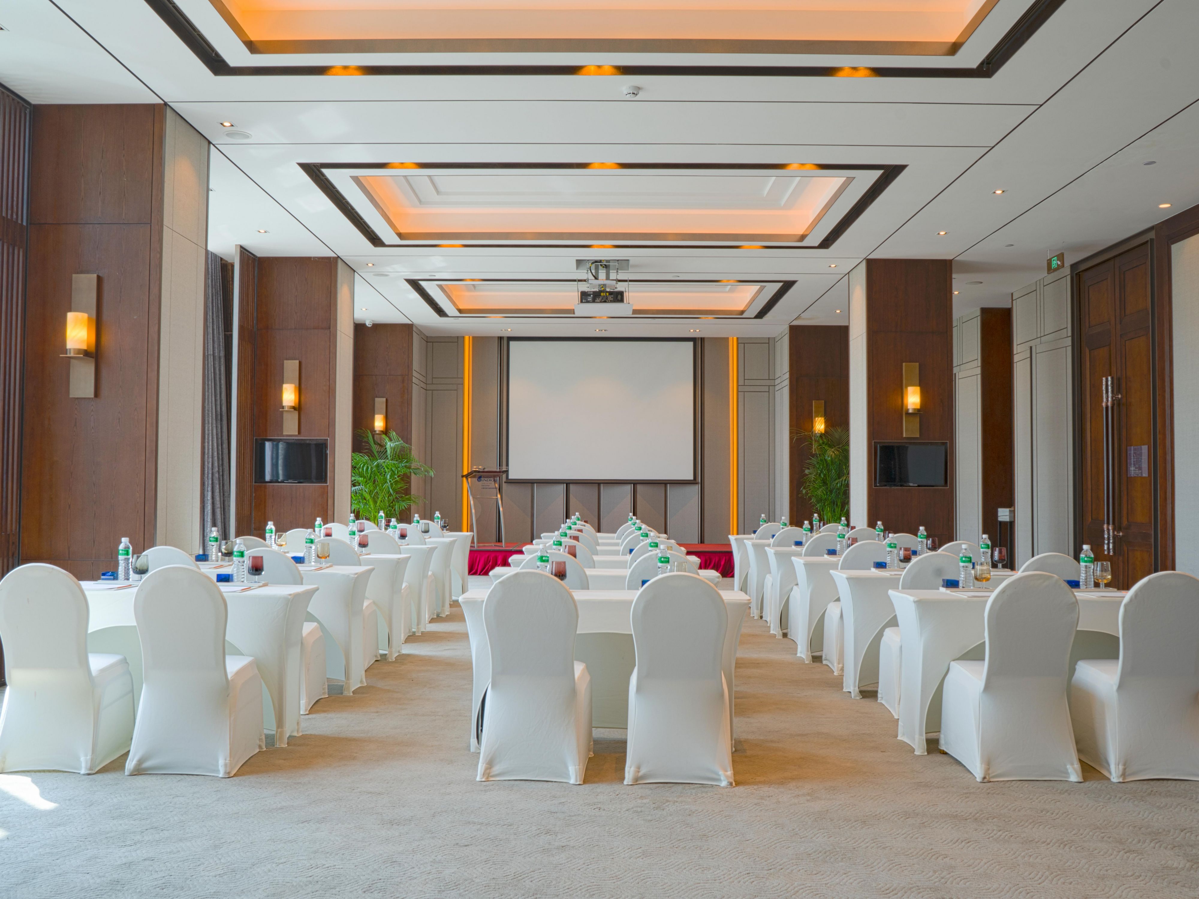 Boutique Hotel in Dali | Hotel Indigo Dali Erhai