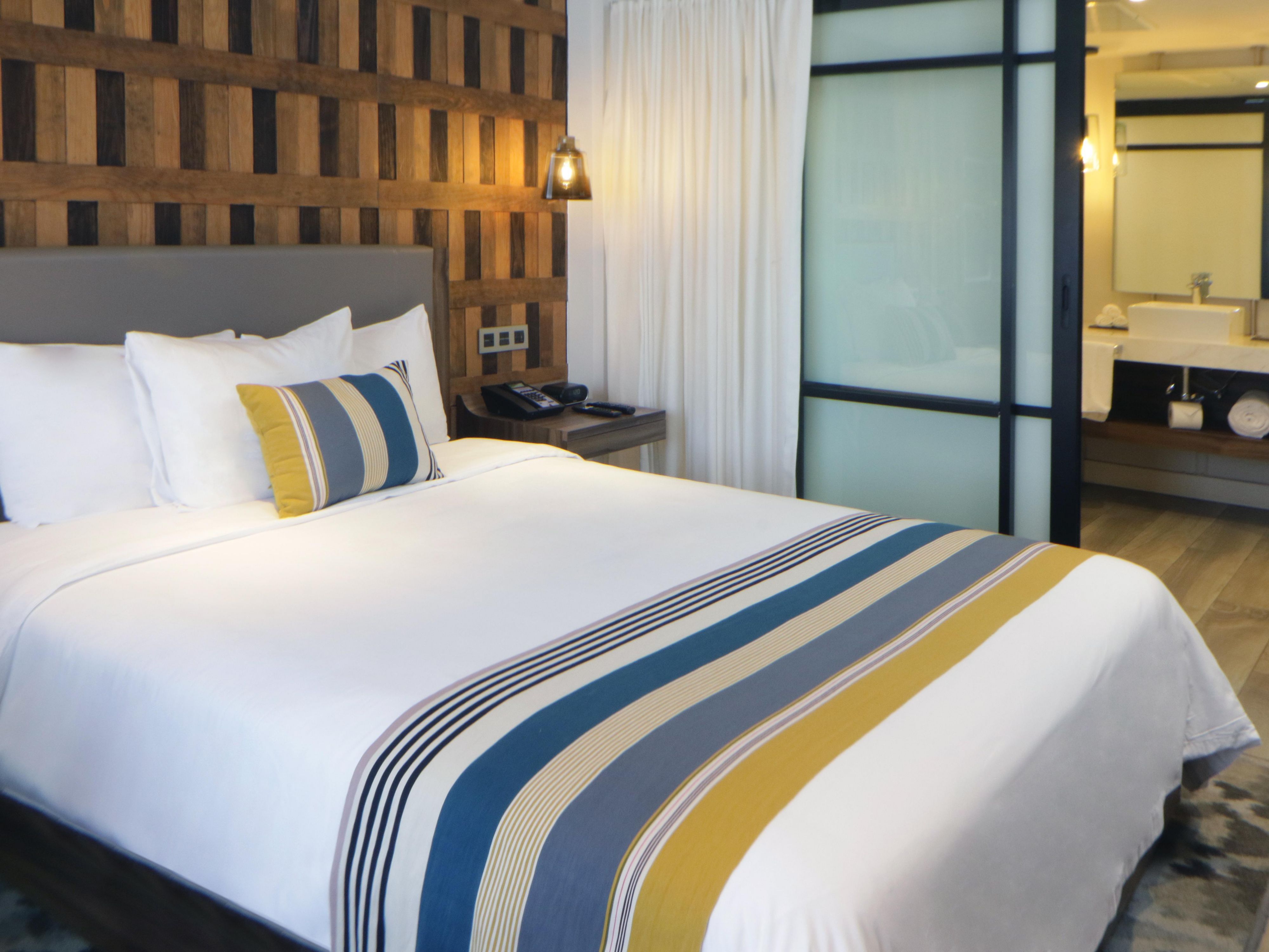 Guadalajara Accommodation | Hotel Indigo Guadalajara Expo