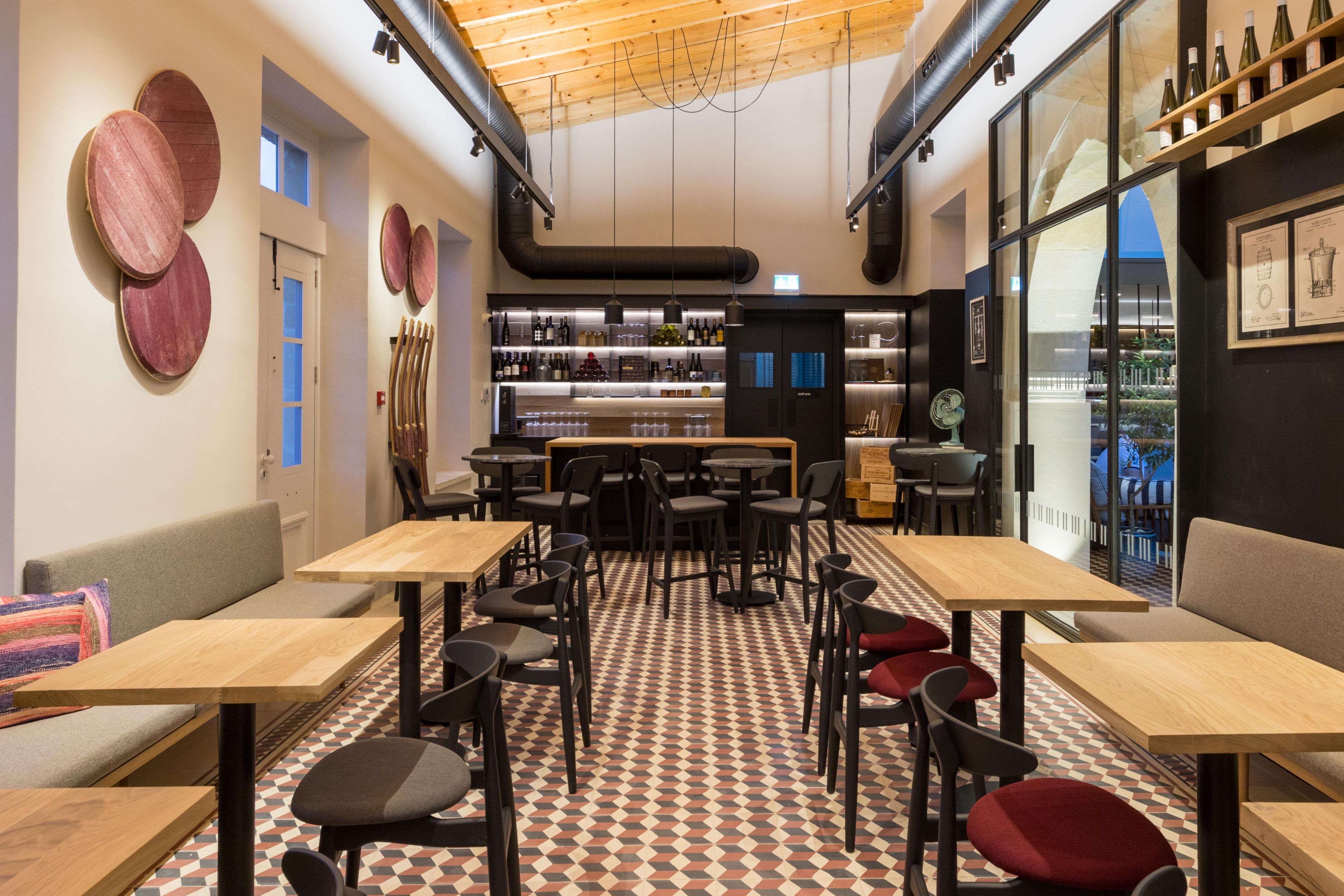 Boutique Hotel in Larnaca | Hotel Indigo Larnaca