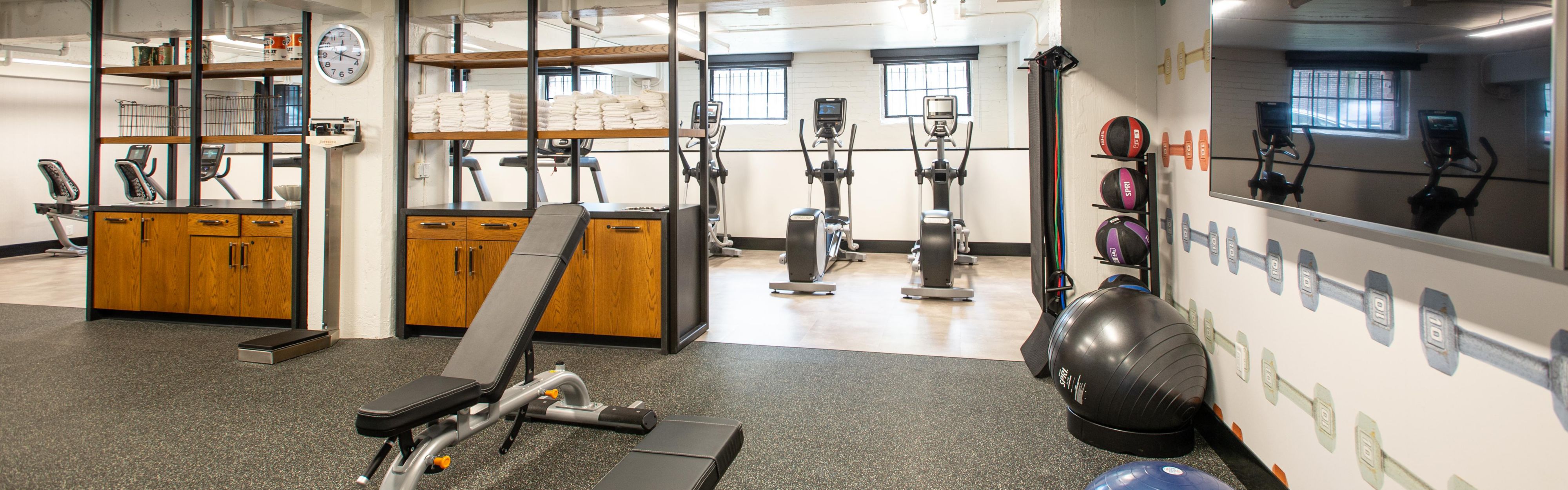 Boutique Hotel in Downtown Madison, WI | Hotel Indigo Madison Downtown