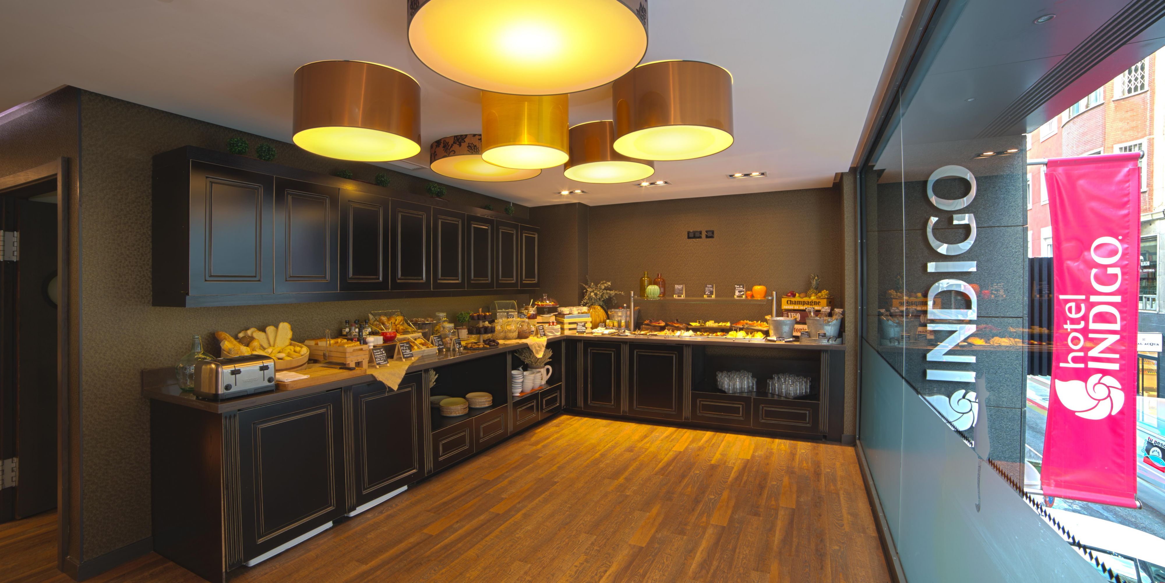 Dining | Hotel Indigo Madrid - Gran Via