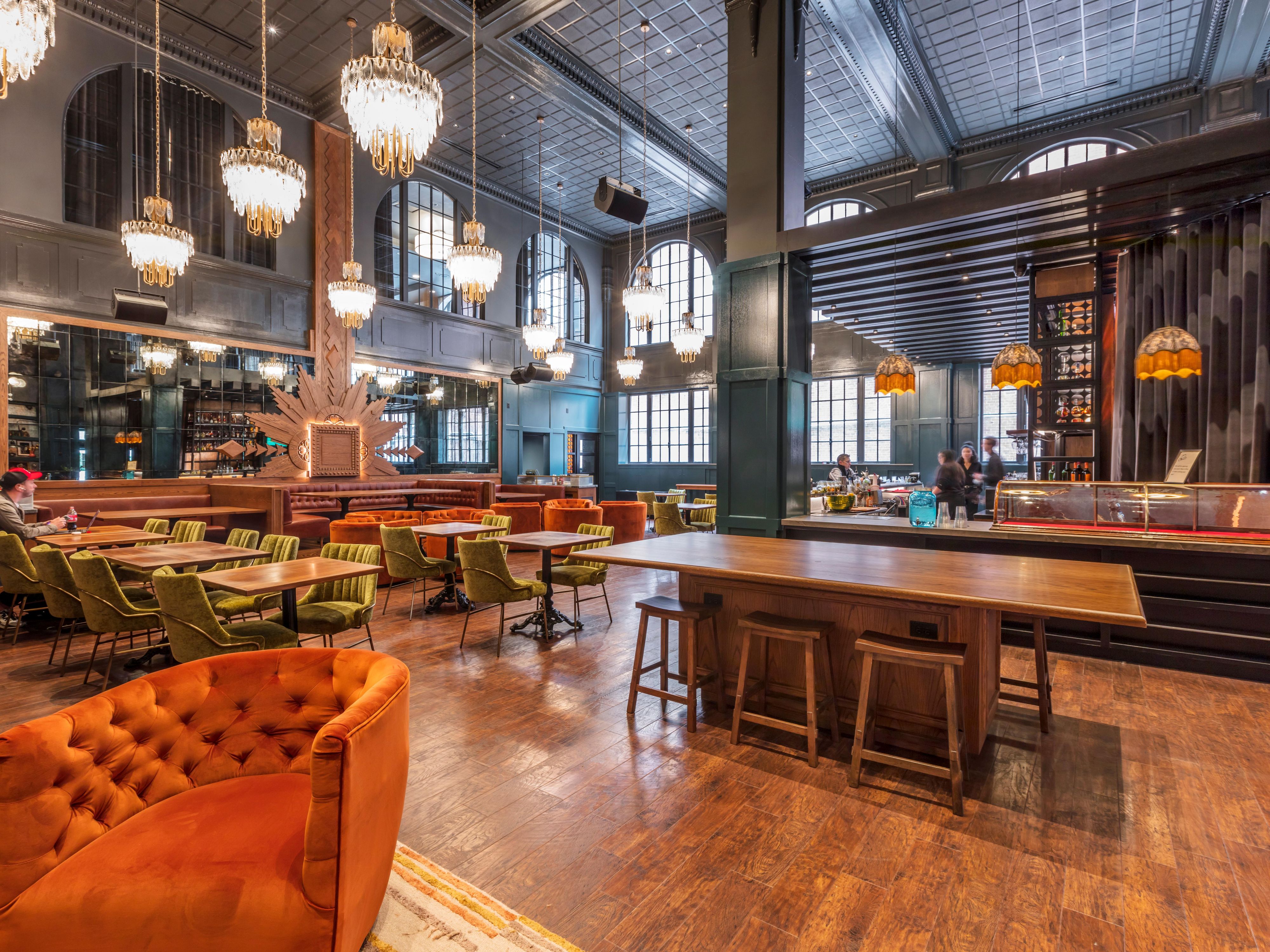 Downtown Nashville Hotel | Hotel Indigo® Nashville Downtown