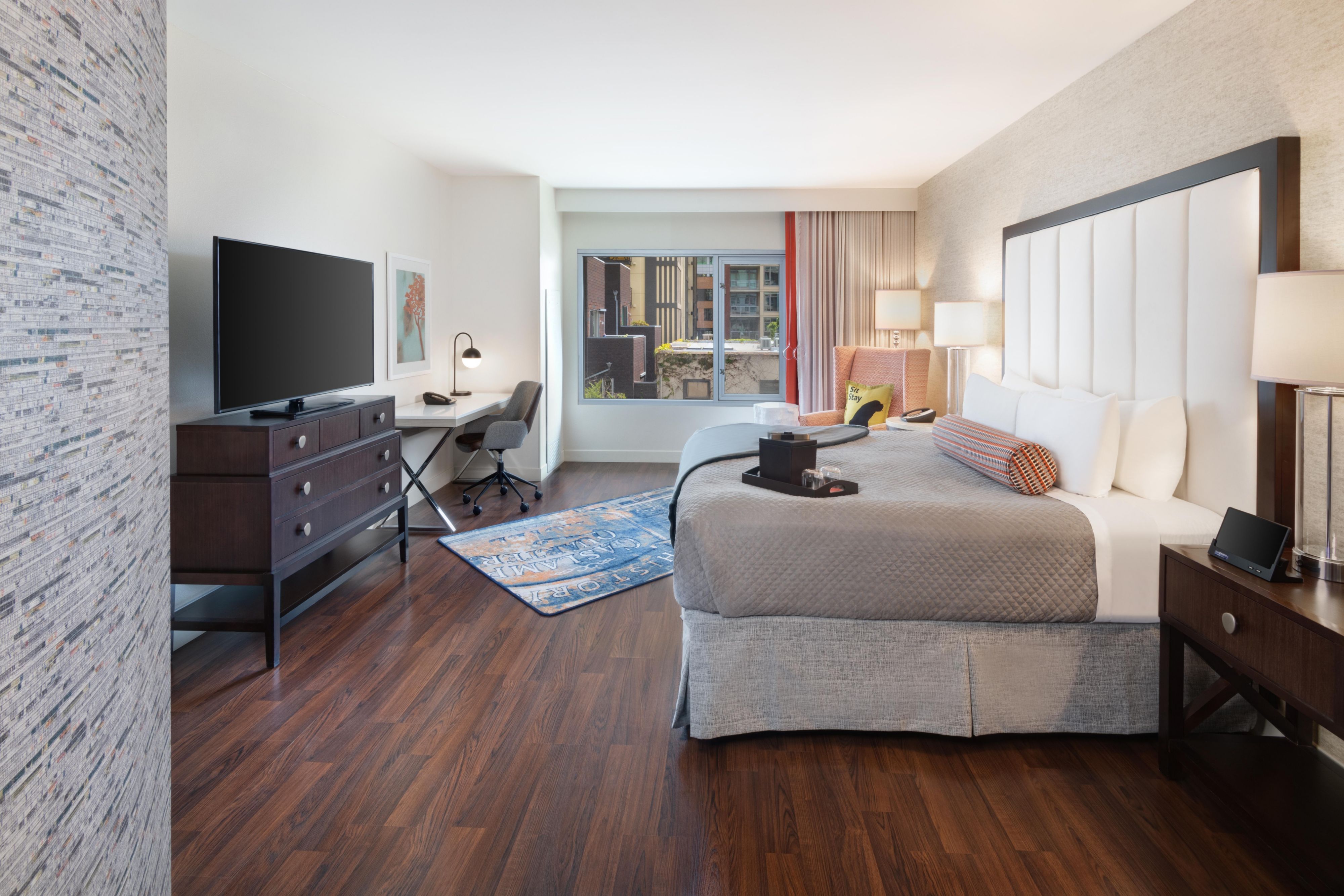 San Diego Hotel Rooms | Hotel Indigo San Diego Gaslamp Quarter