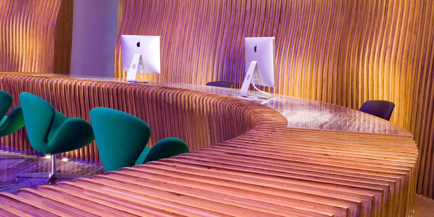 Shanghai Luxury Boutique Hotel | Hotel Indigo Shanghai on the Bund