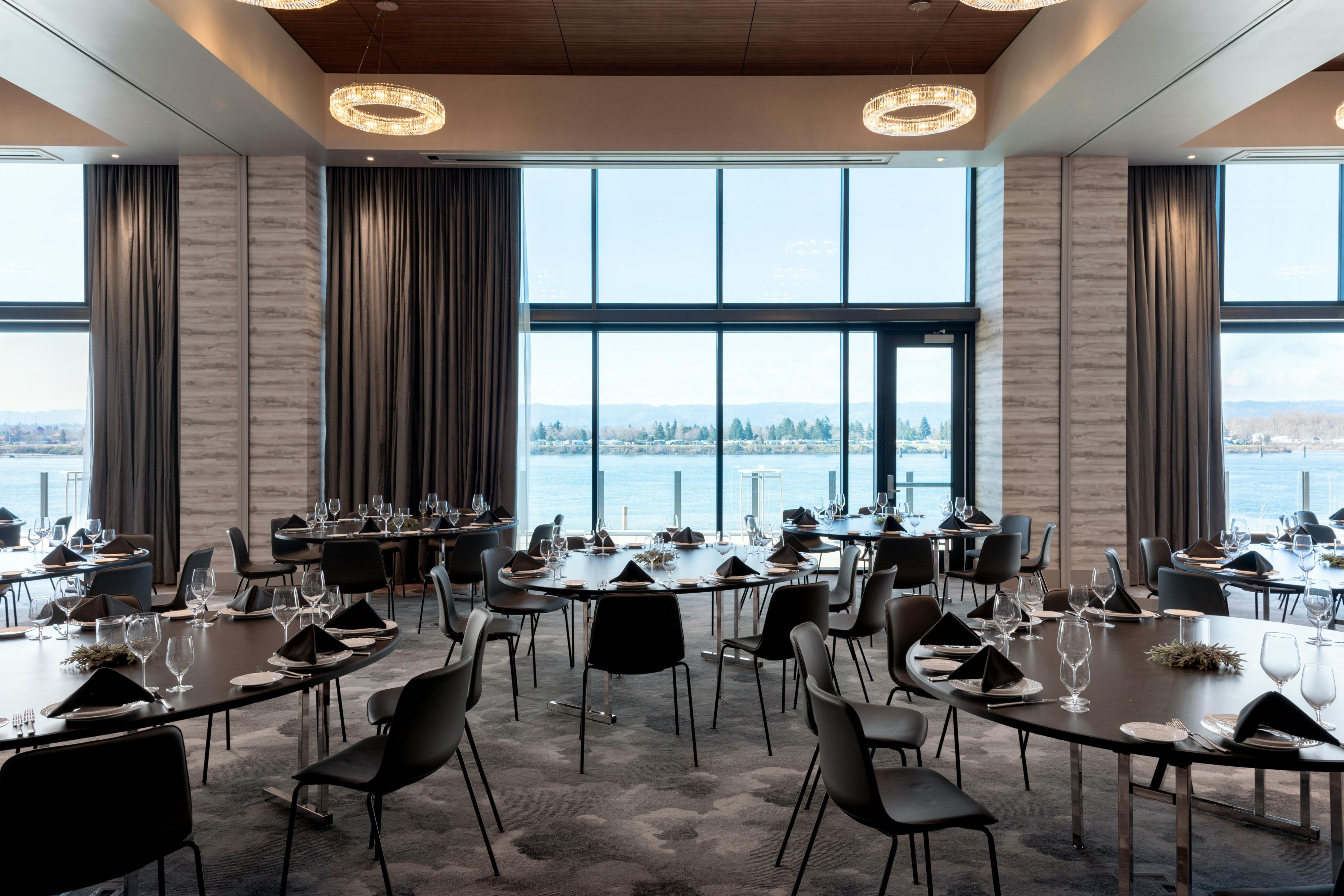 Vancouver Event Venues and Meeting Space | Hotel Indigo Vancouver Dwtn ...