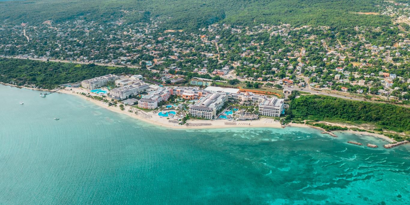 Montego Bay Resorts | JOIA Rose Hall by Iberostar