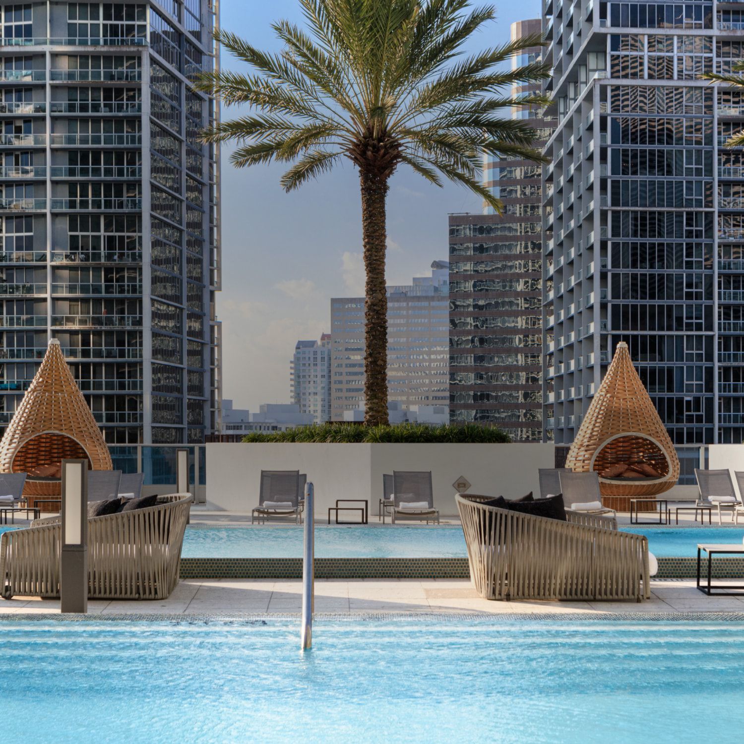 IHG® Hotels & Resorts. - Save with Perkopolis