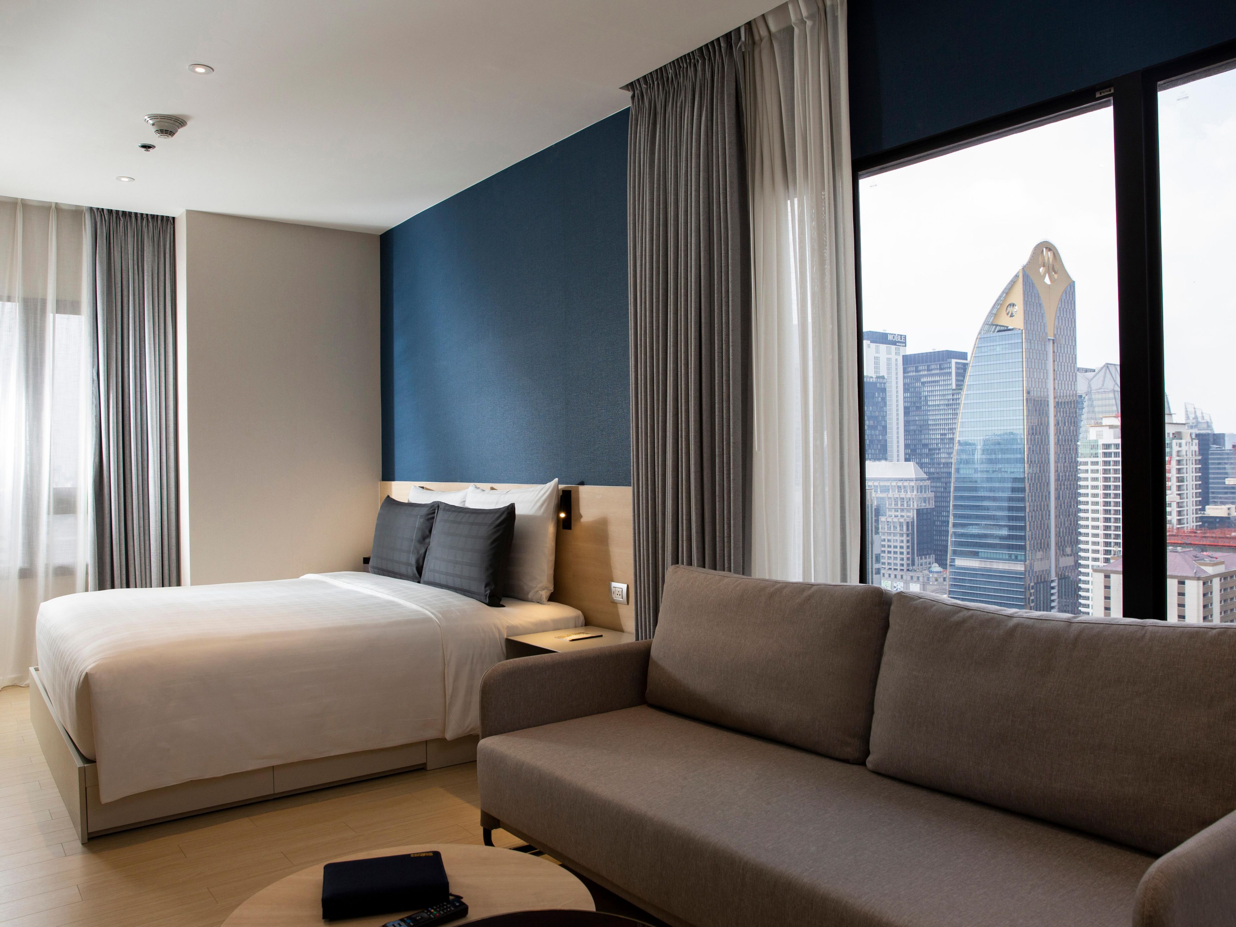 Luxury Hotel in Bangkok Vignette Collection Sindhorn Midtown Hotel Bangkok