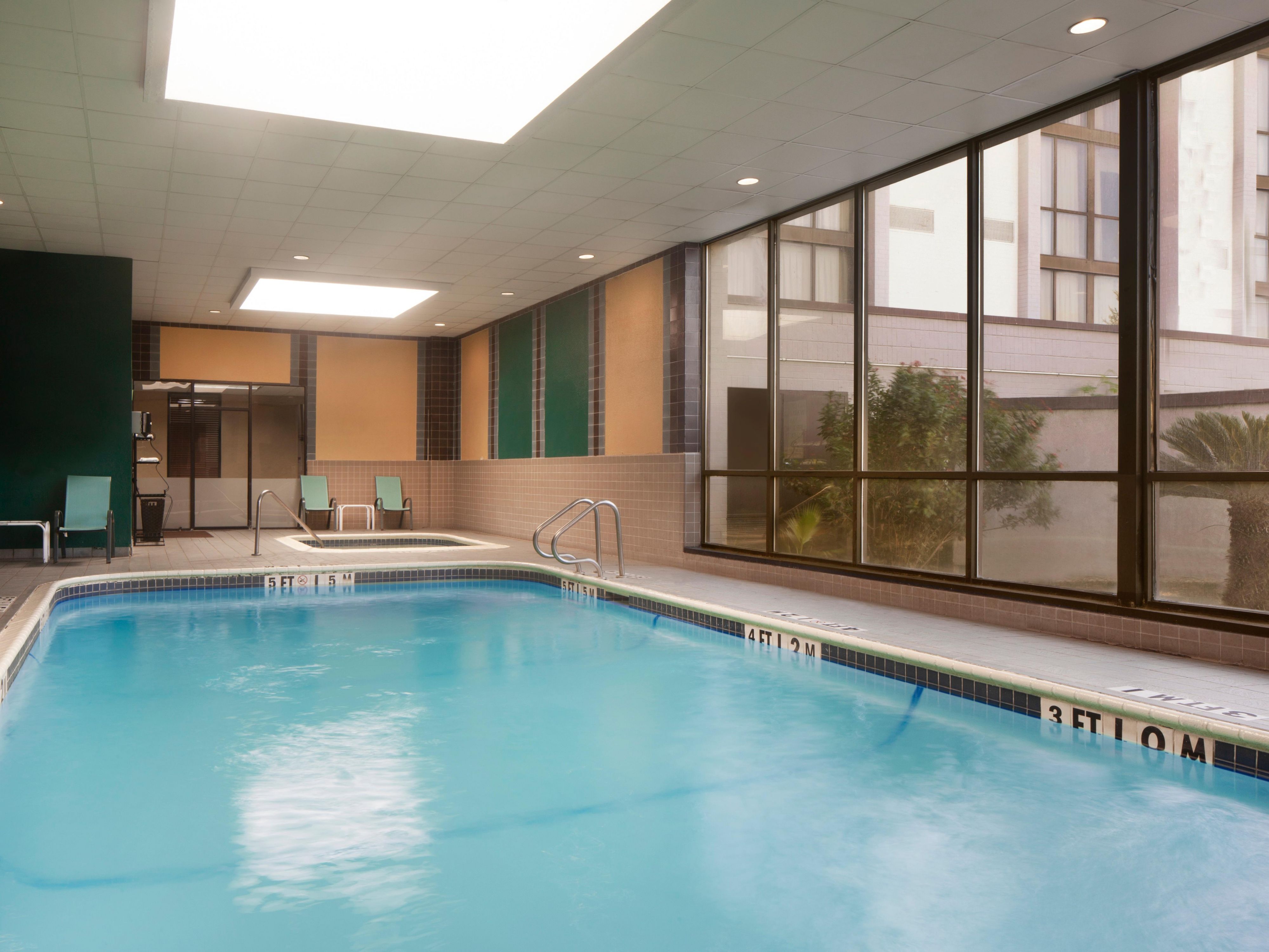 Holiday Inn Corpus Christi Arpt & Conf Ctr - Free Internet & More