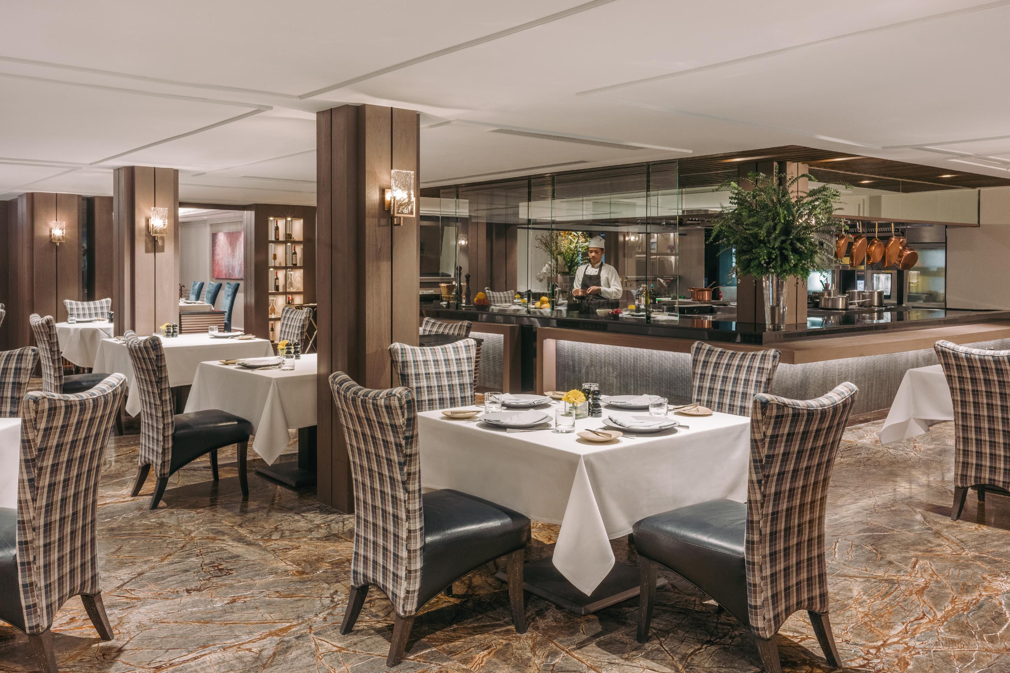 Bangkok Restaurants and Bars | InterContinental Bangkok