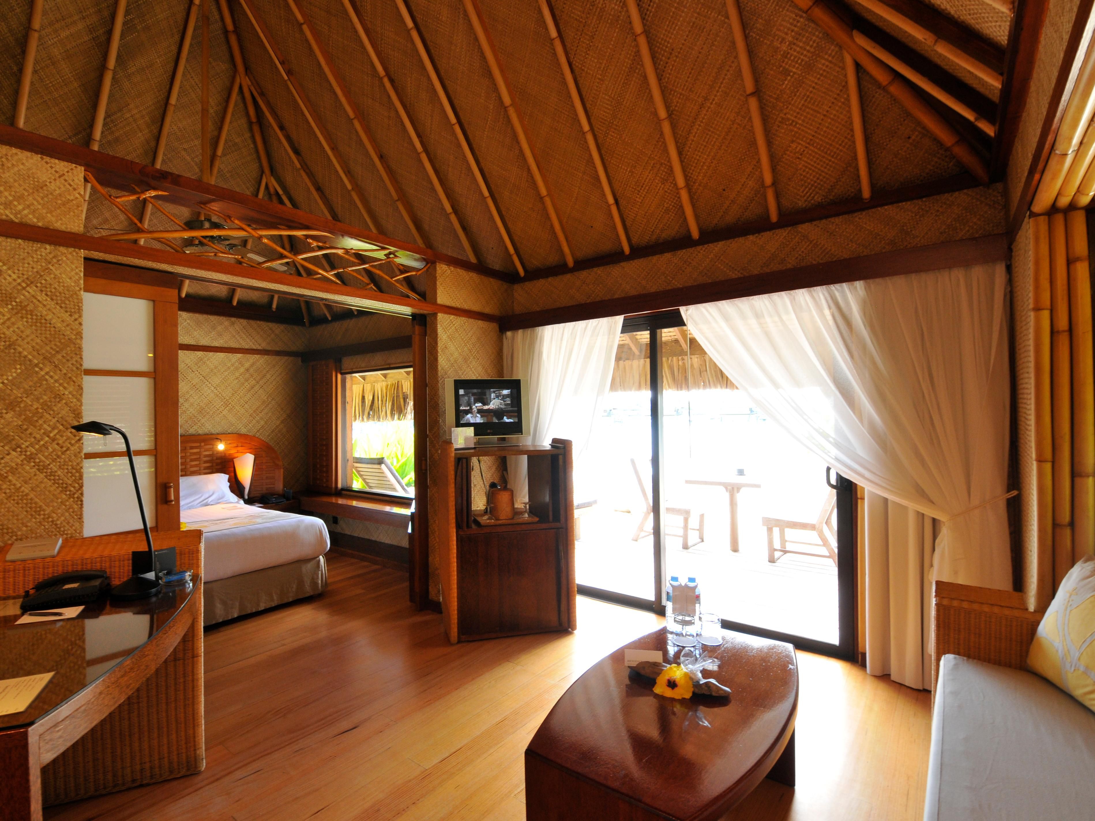 InterContinental Bora Bora Le Moana Resort | Luxury Hotel in Bora Bora