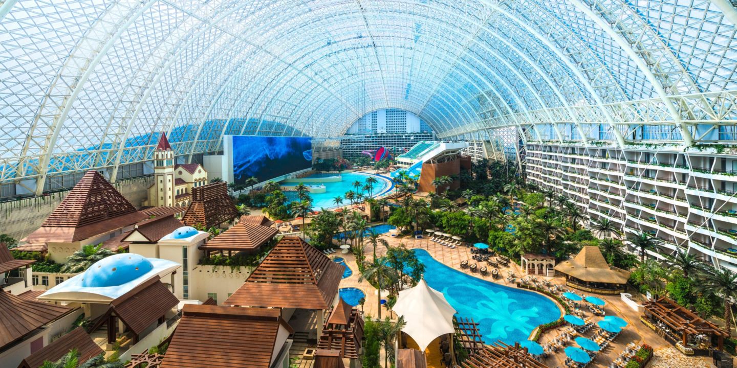 New Century Global Center Hotels | InterContinental Chengdu Global Center