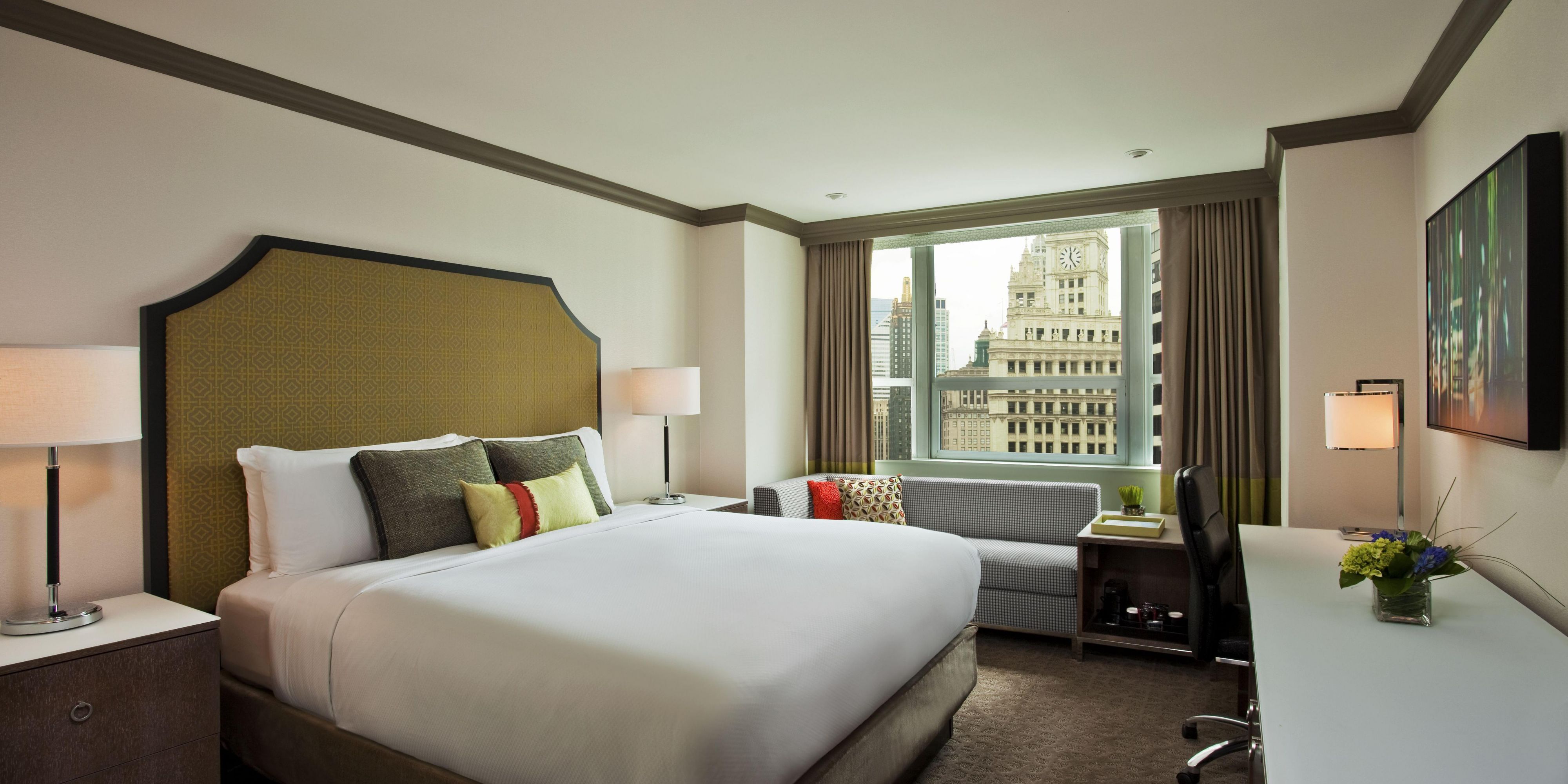 InterContinental Chicago Magnificent Mile | Save 25% or more on ...