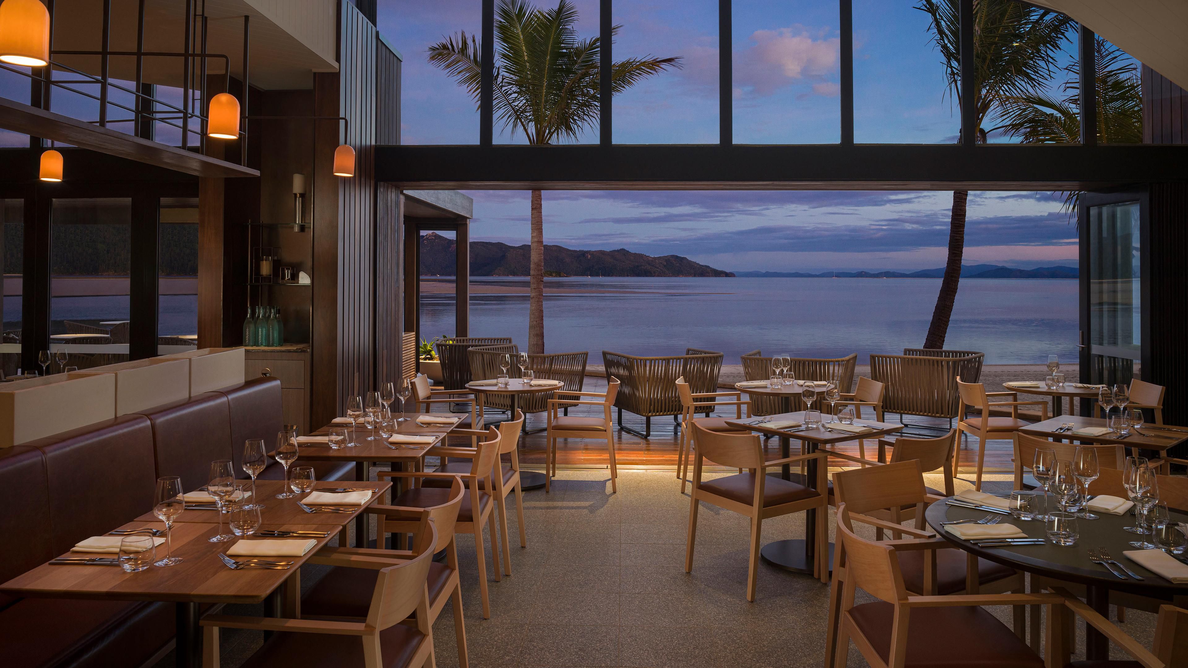 Dining Options in Hayman Island | InterContinental Hayman Island Resort