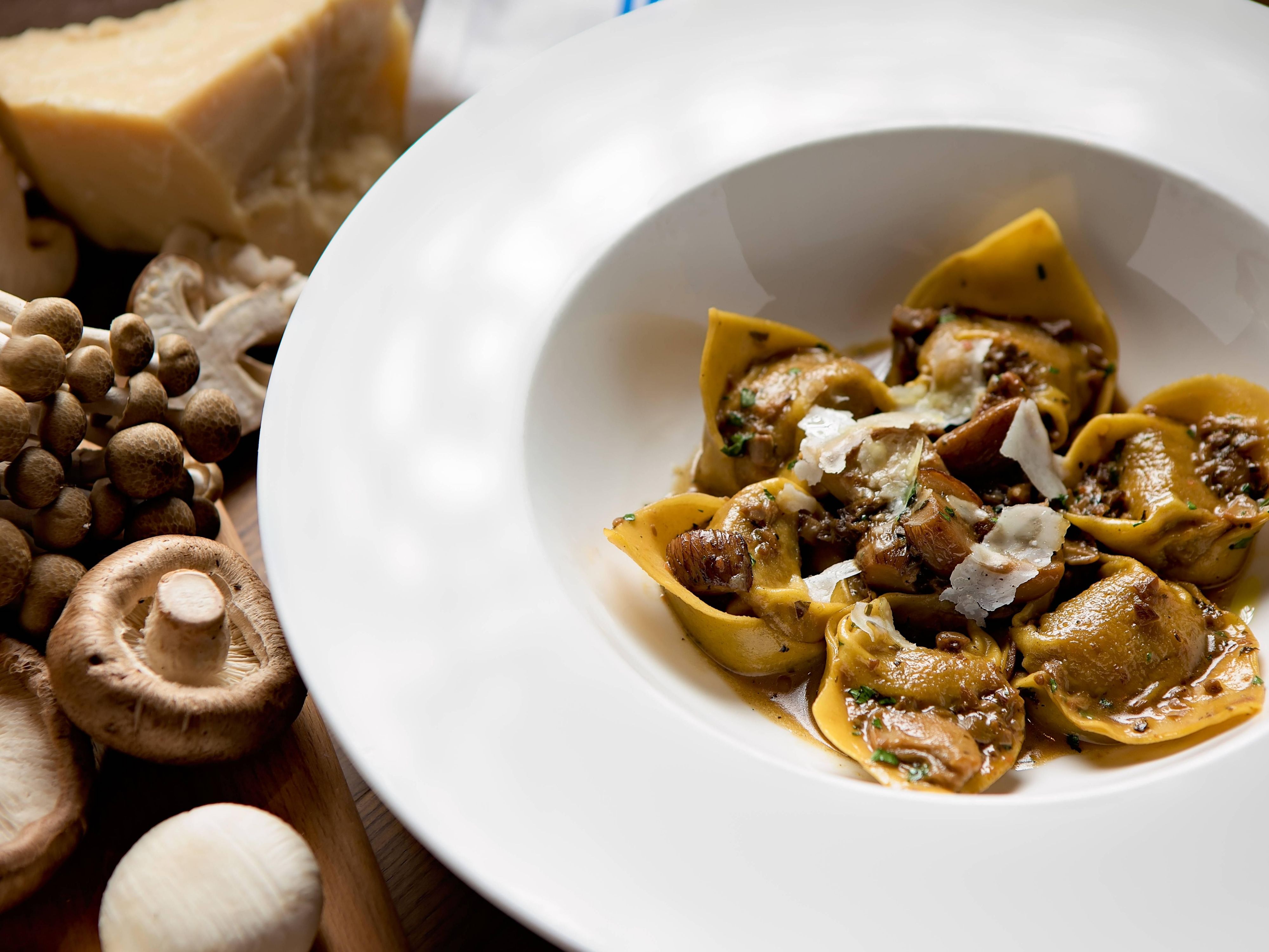 Dining Options in Hong Kong | InterContinental Grand Stanford Hong Kong