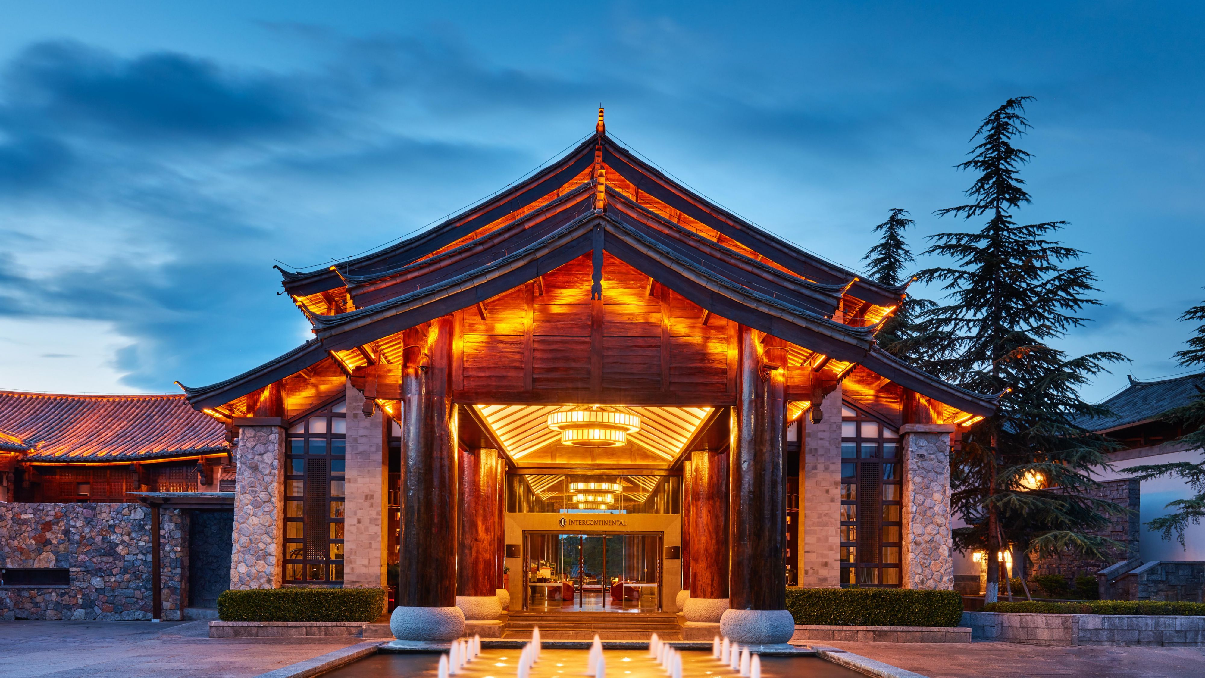 InterContinental Lijiang Ancient Town Resort | Luxury Hotel in Lijiang